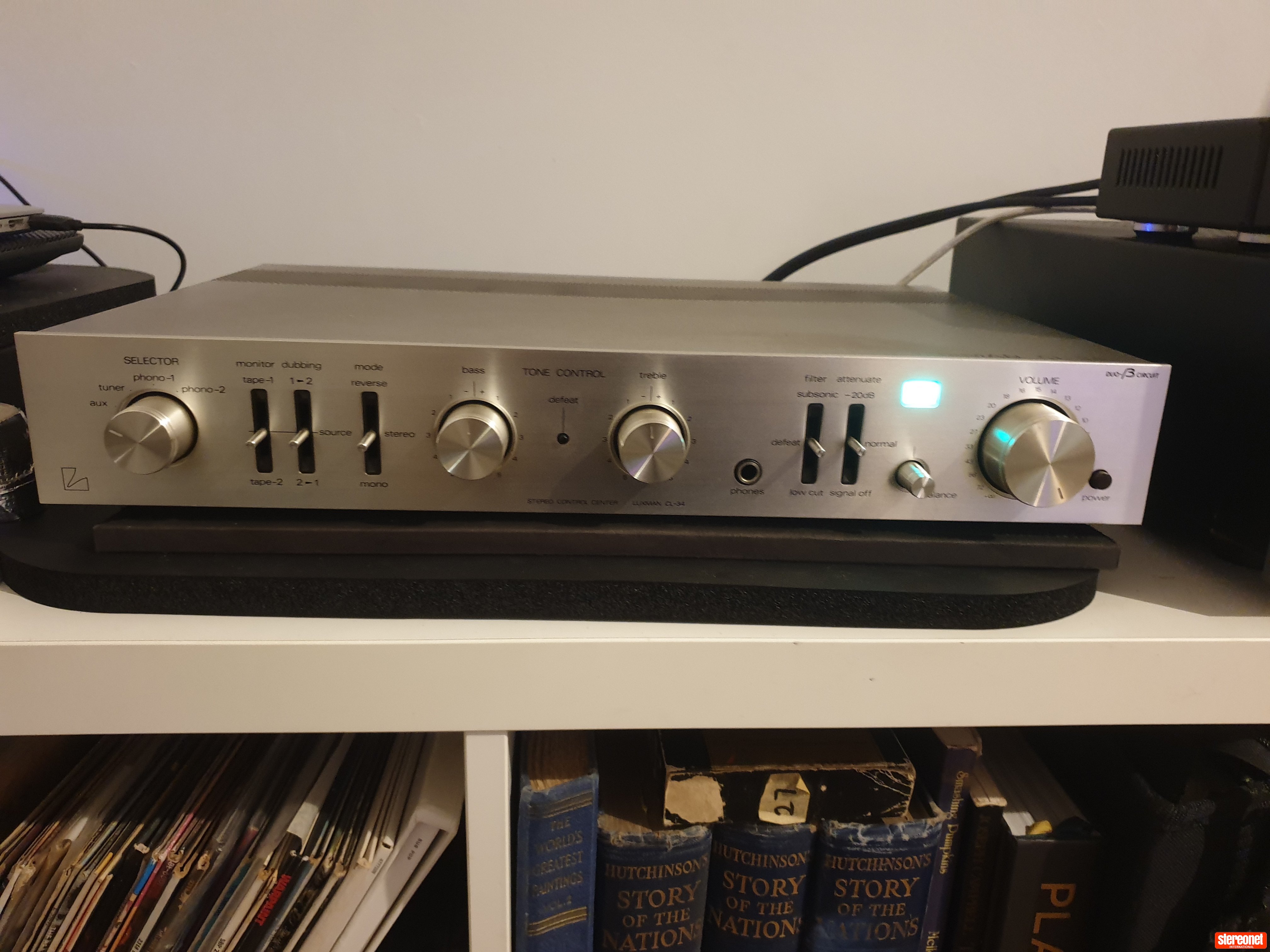Luxman CL 34 Pre Amplifier - Pre Amplifiers - StereoNET