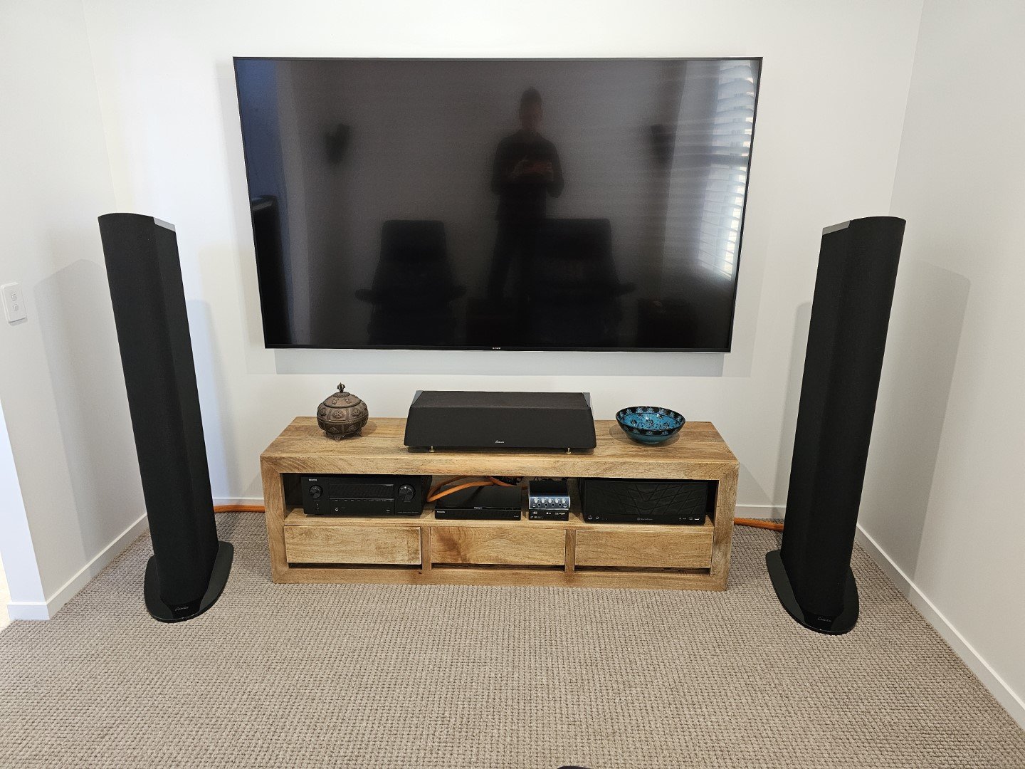 GoldenEar Technology SuperCentre XL Centre Speaker - Installed ...