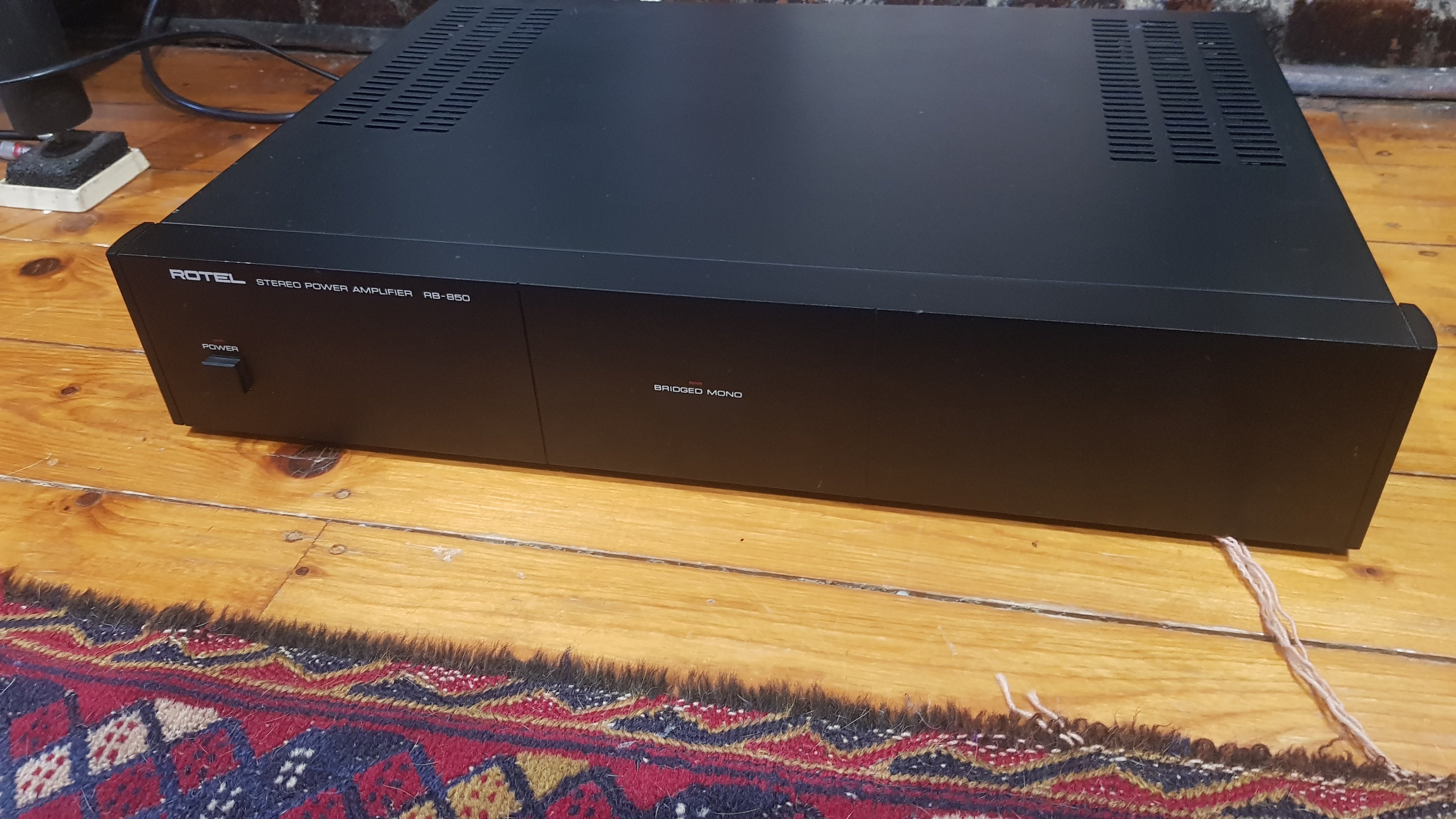 Rotel Rb-850 Power Amplifier - Power Amplifiers - StereoNET