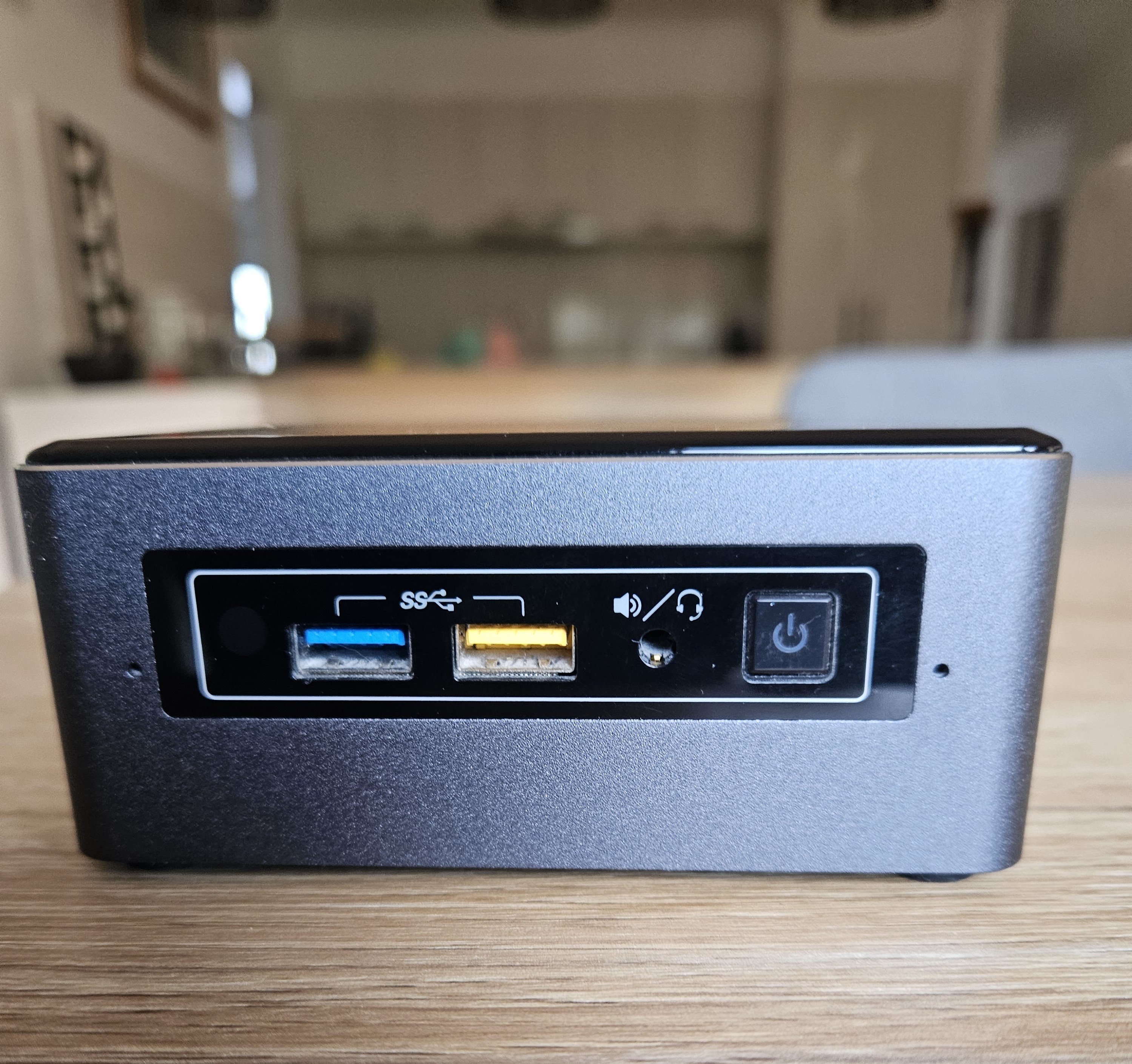 Intel NUC 7i7BNH WITH 128GB ssd and 8gb ram Computer - Computers ...