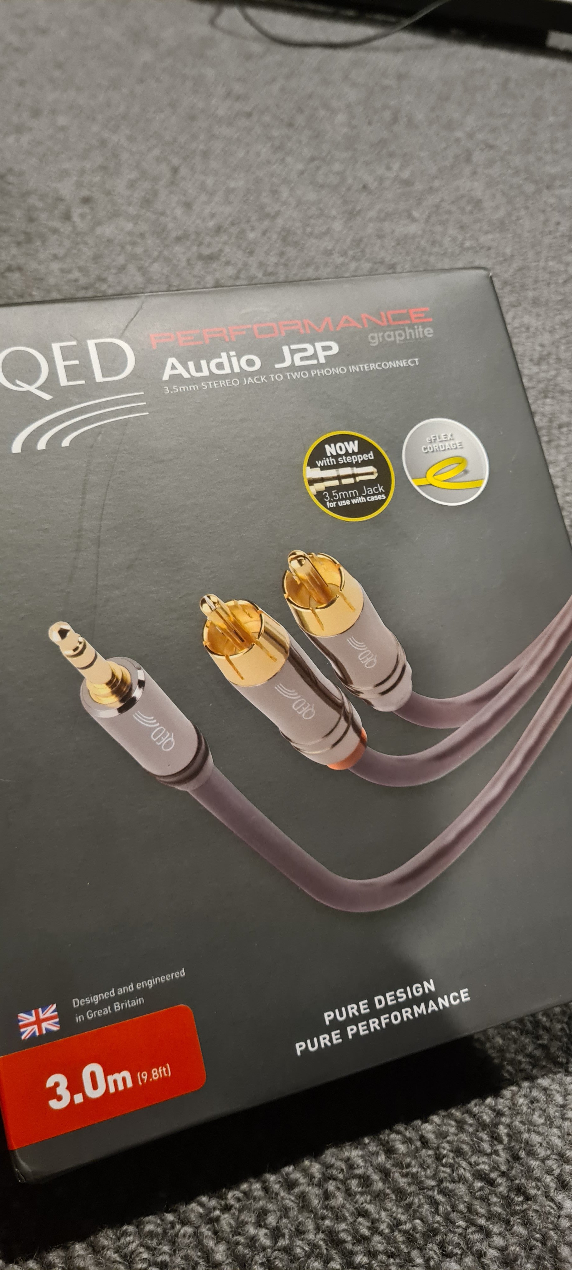QED Performance Graphite Audio J2P 3m Interconnect Cables (RCA) - Interconnects - StereoNET