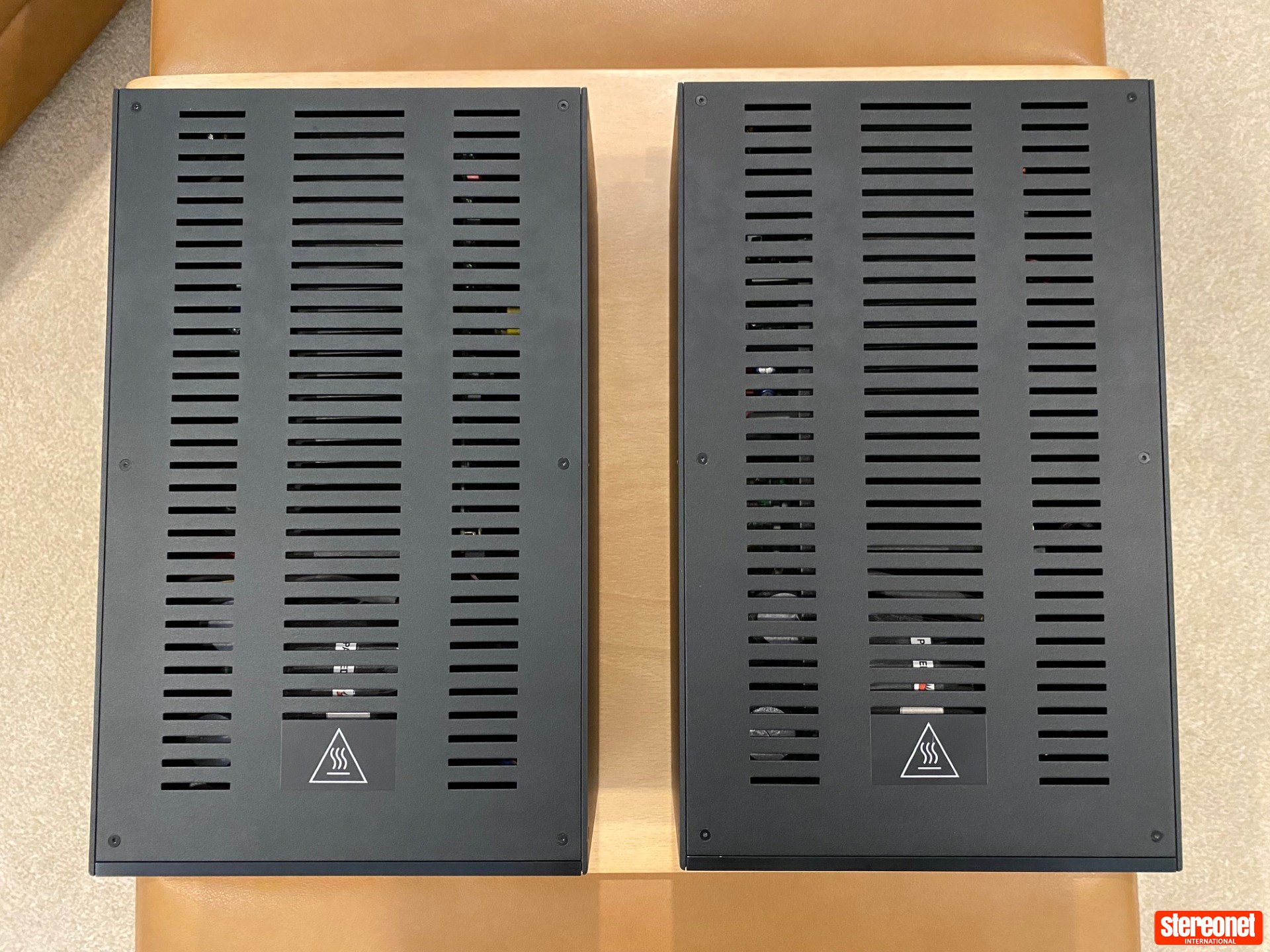 Audiolab 8200MB Mono Amplifiers - Power Amplifiers - StereoNET