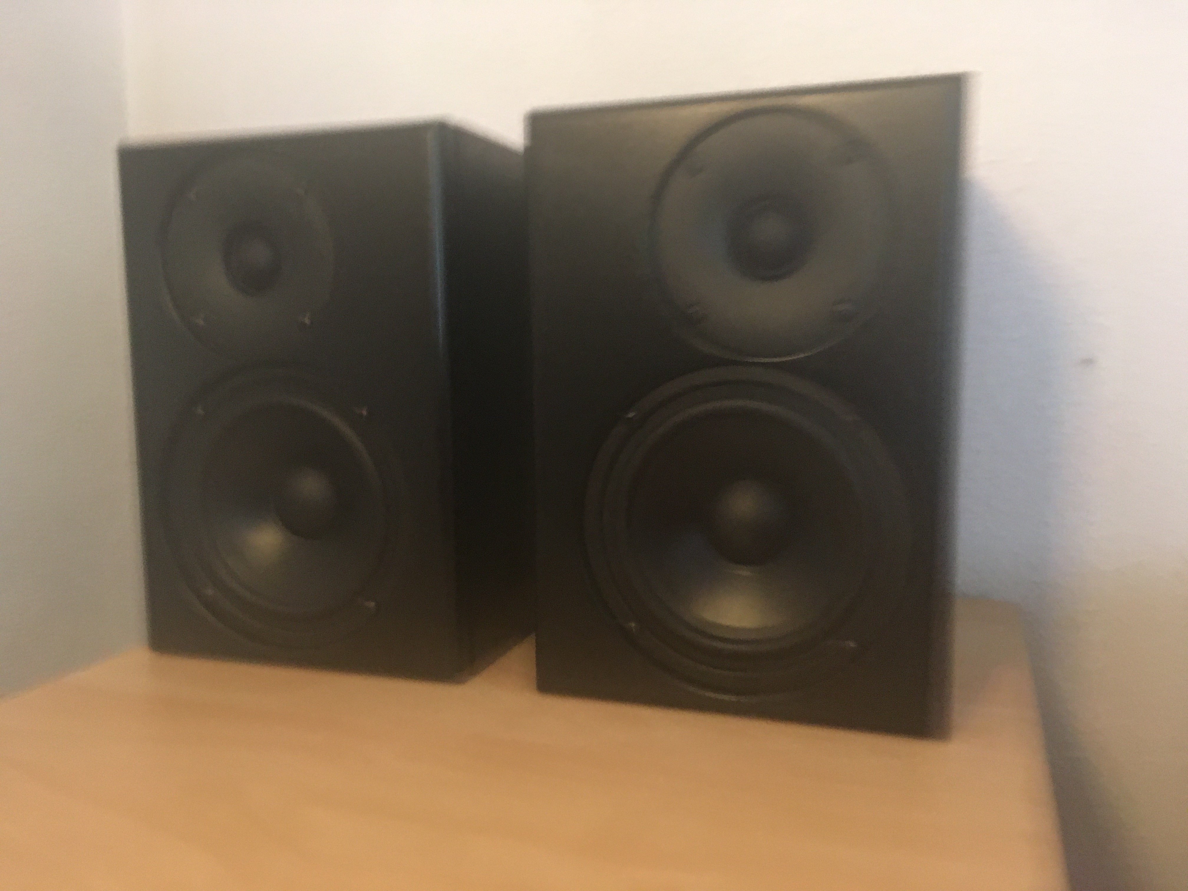 Legend Acoustics Joey 6 Bookshelf Loudspeakers - Bookshelf & Small ...