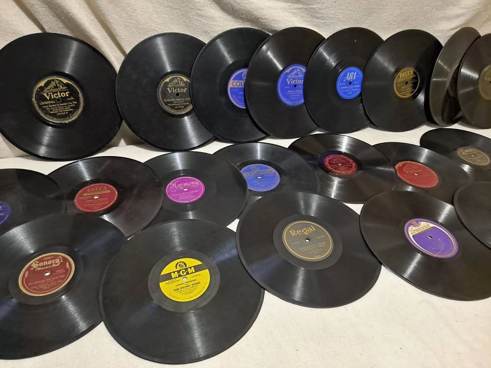 78 RPM Phonograph Discs (~100) 78 RPM Shellac Records - Free and ...