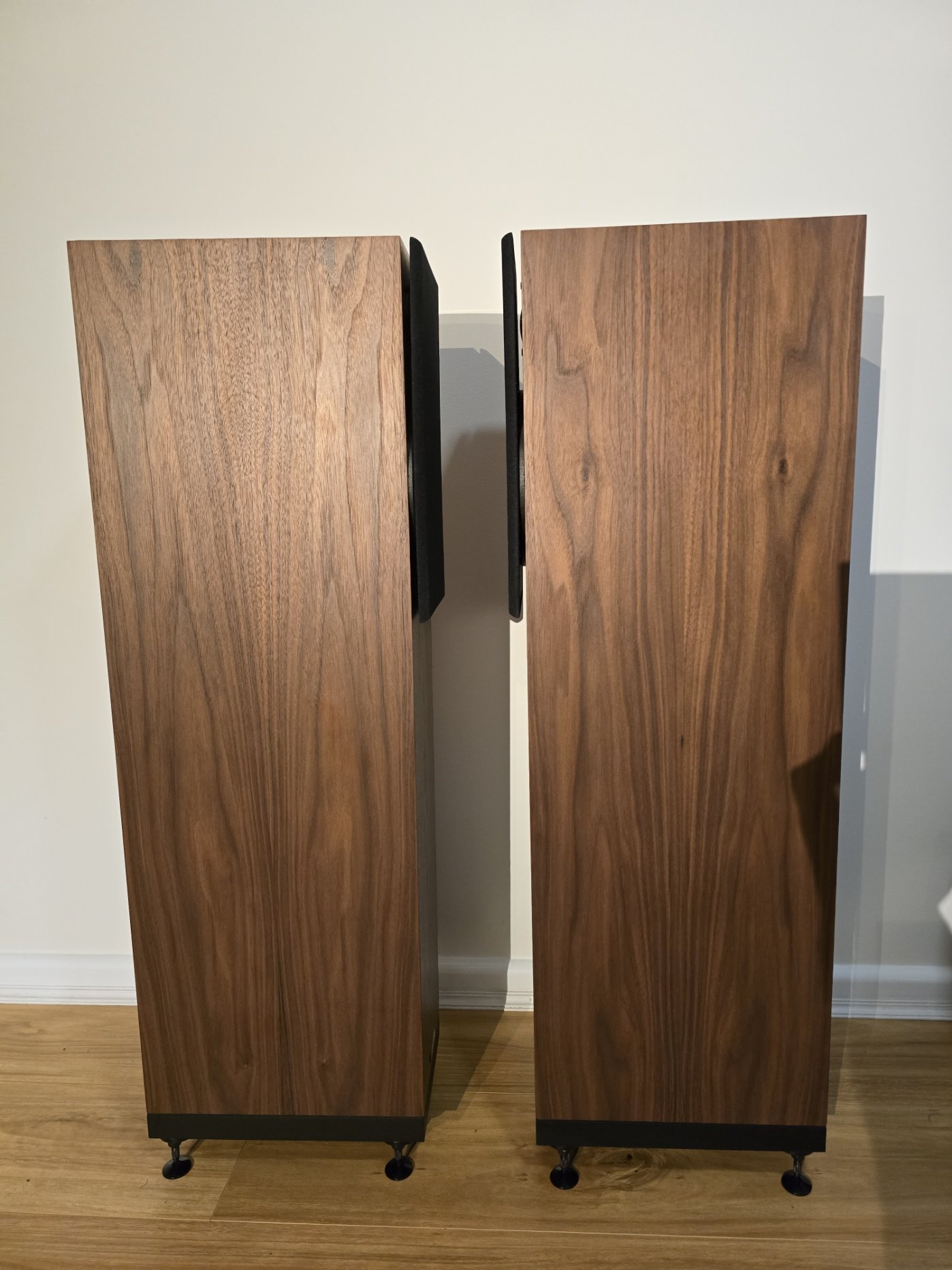 Spendor A7 Floorstanding Loudspeakers - Floorstanders & Large Monitors ...