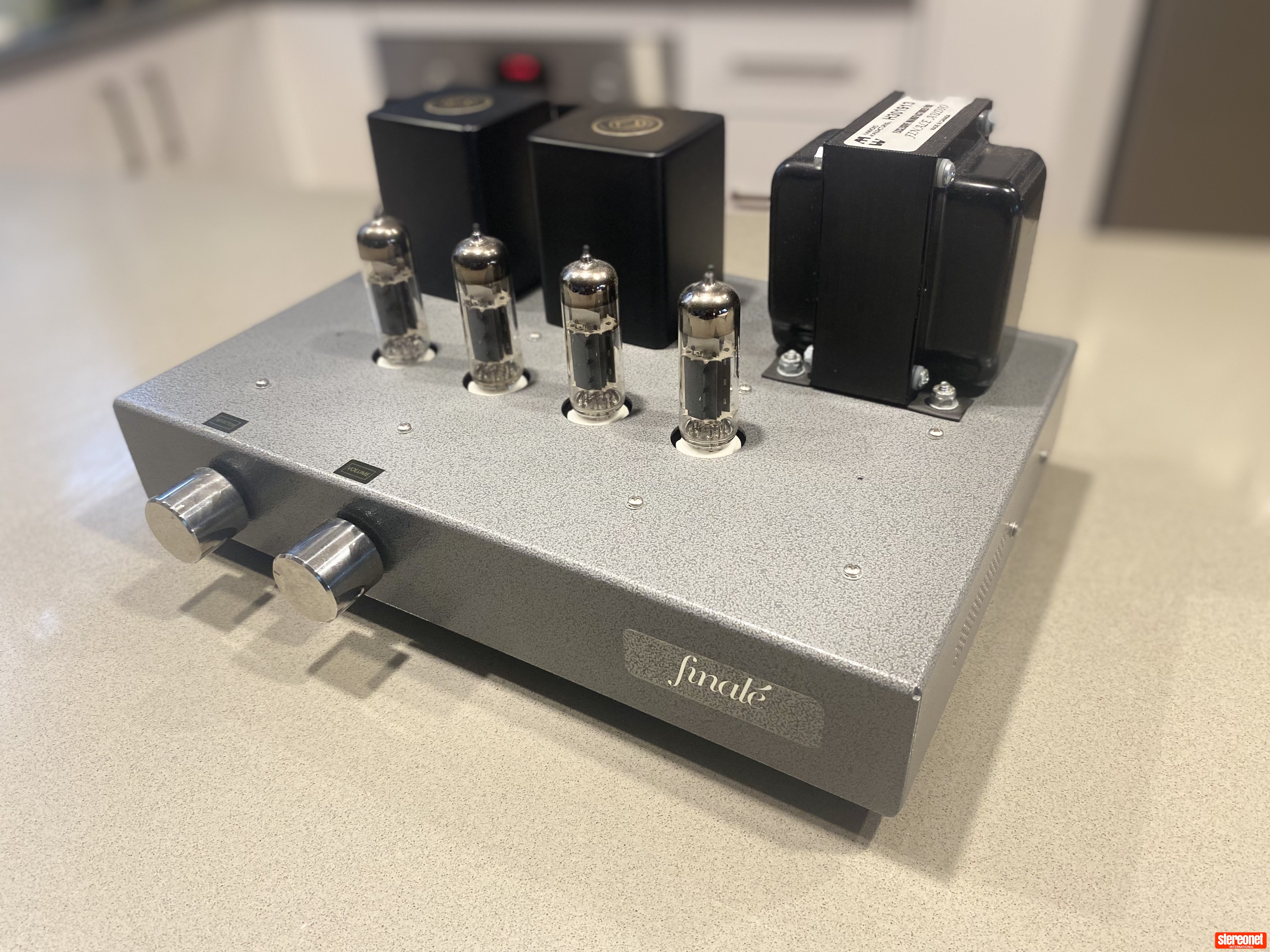Finale 168R Integrated Amplifier - Integrated Amplifiers - StereoNET