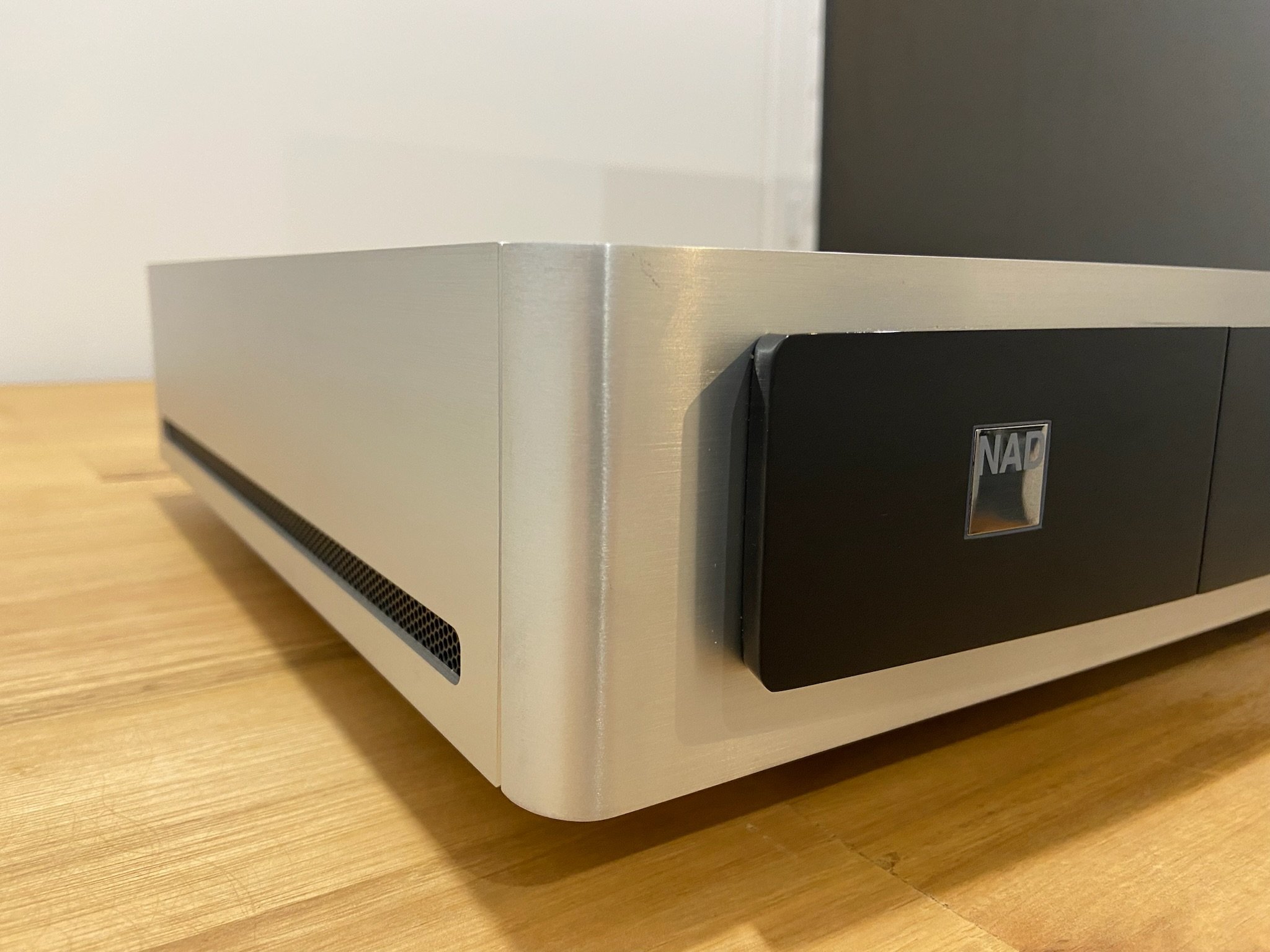 NAD Electronics M22 Power Amplifier - Power Amplifiers - StereoNET