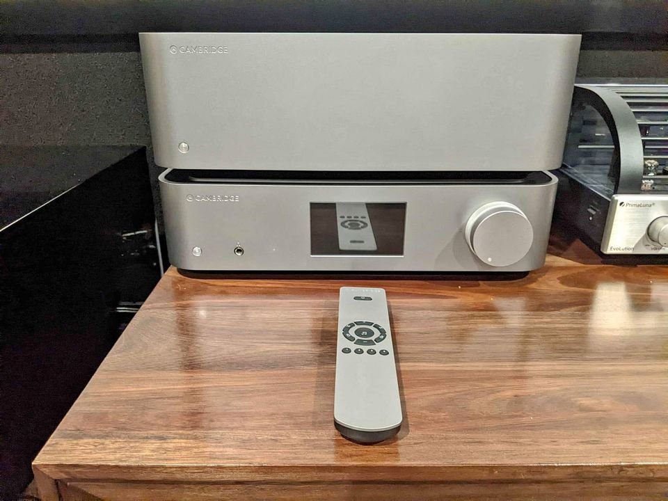 Cambridge Audio EDGE NQ Pre Amplifier - Pre Amplifiers - StereoNET