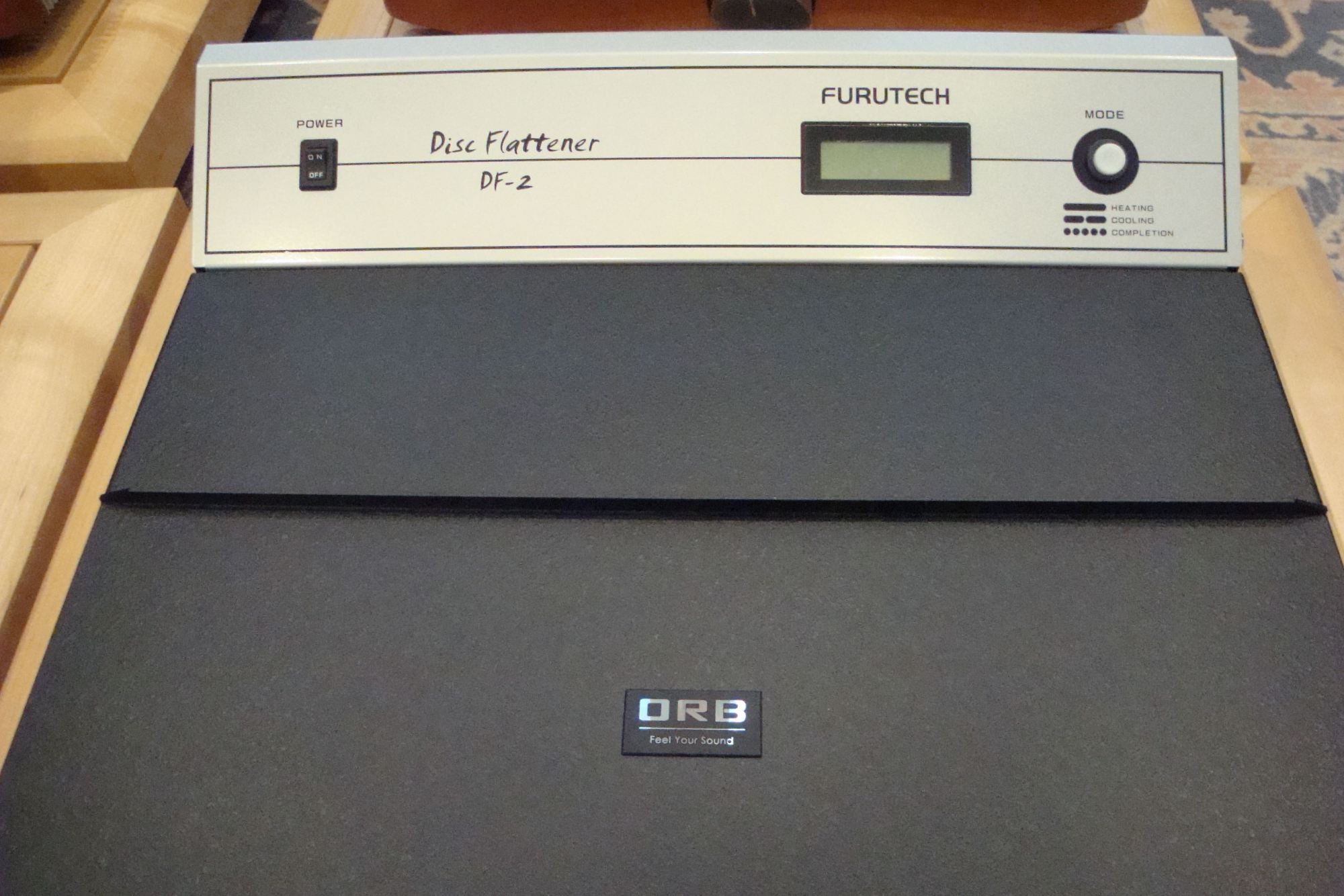 Furutech DF-2 Record Flattener - Analogue Accessories - StereoNET