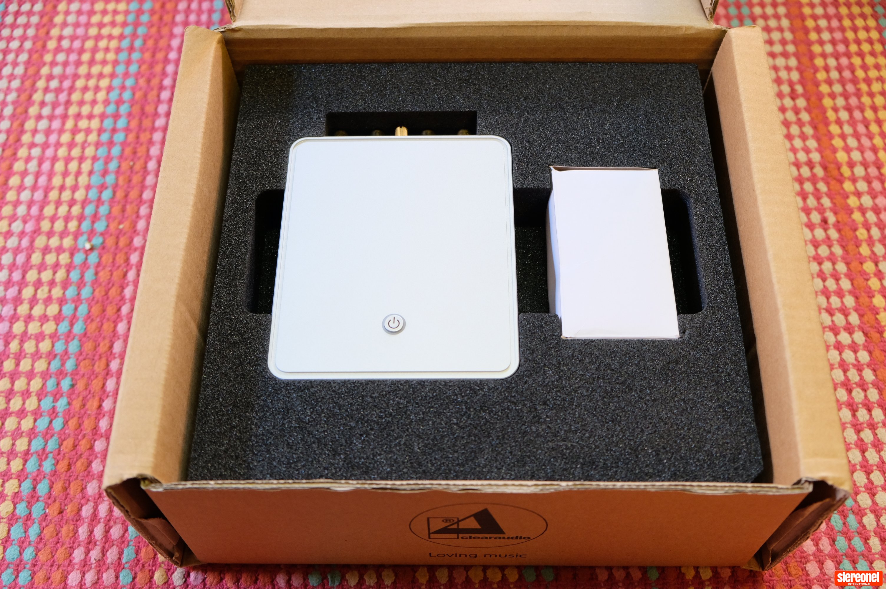 Clearaudio Basic V2 Phono Preamplifier - Phono Amplifiers - StereoNET