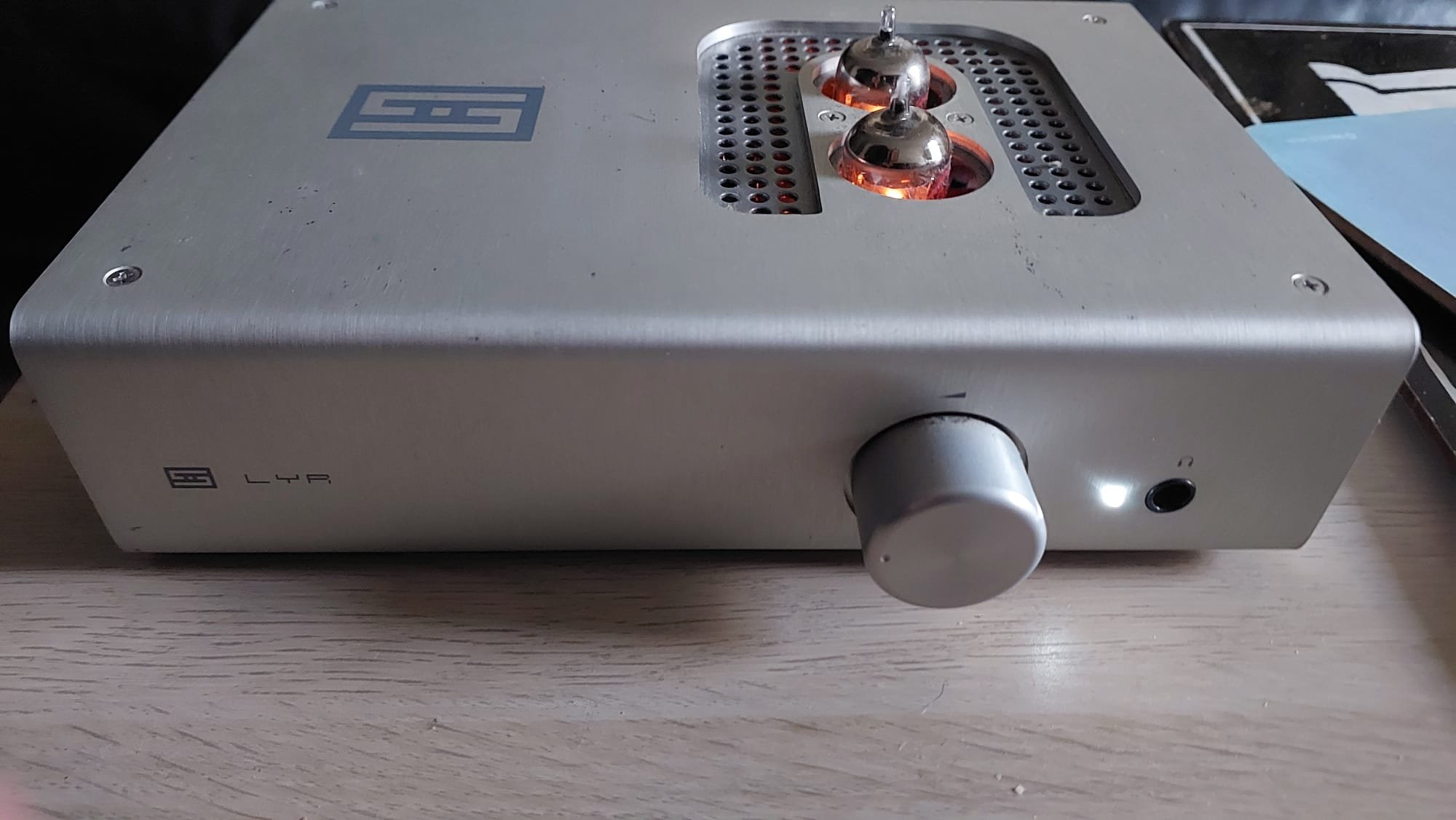 Schiit Audio Lyr Headphone Amplifier - Headphone Amps & DACs - StereoNET