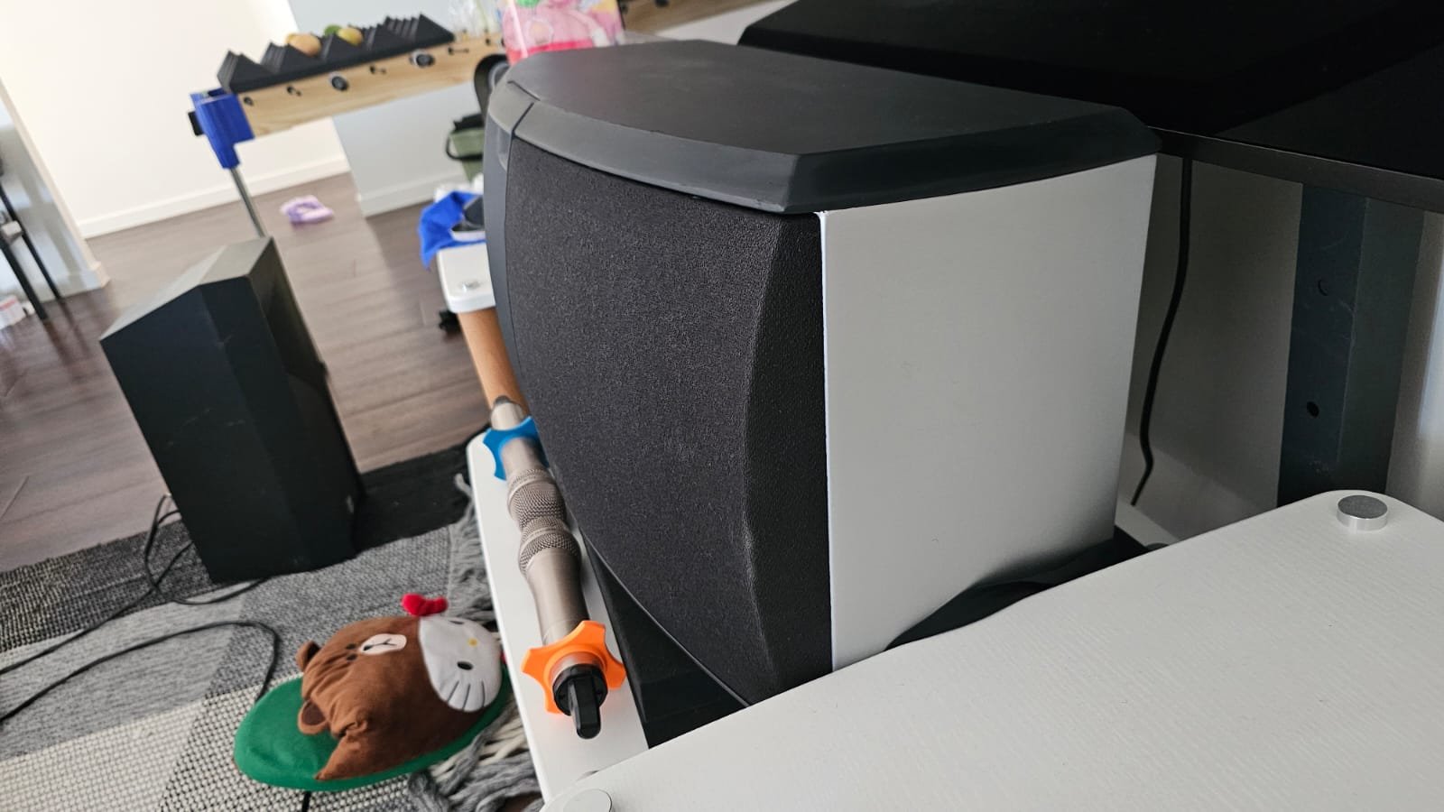 JBL Array 880 Centre Speaker - Installed / Surround / Dedicated Cinema ...