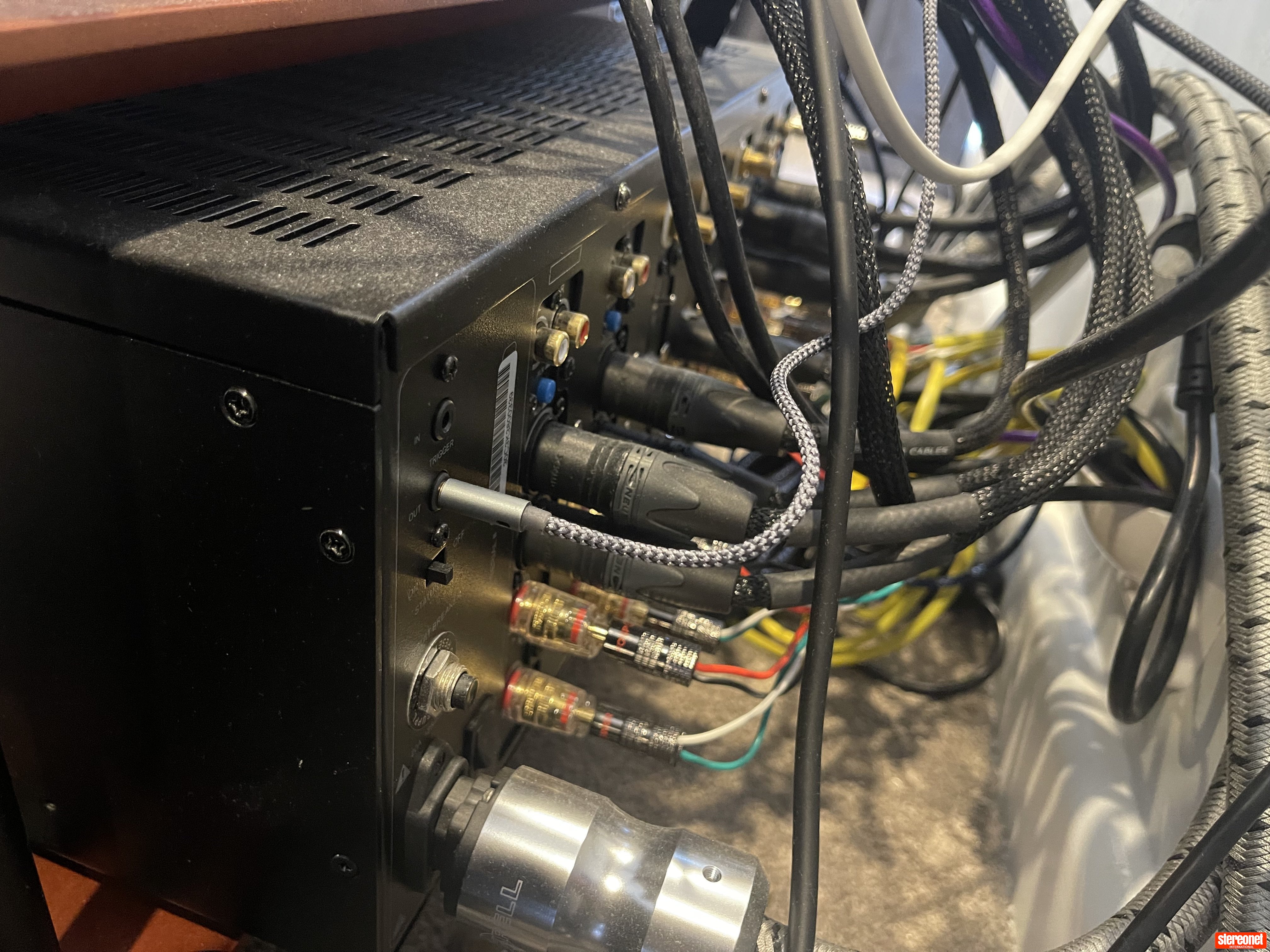 Emotiva XPA-11 Gen 3 Power Amplifier - Multi Channel Amplifiers - StereoNET