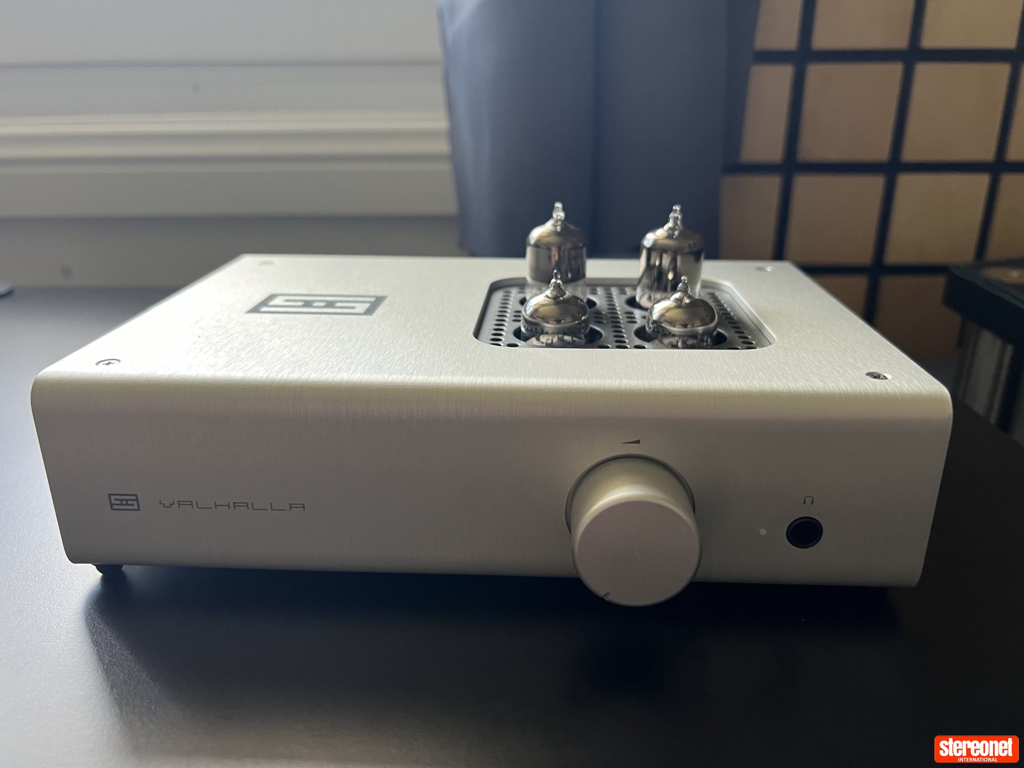 Schiit Audio Valhalla 2 Headphone Amplifier - Headphone Amps & DACs ...