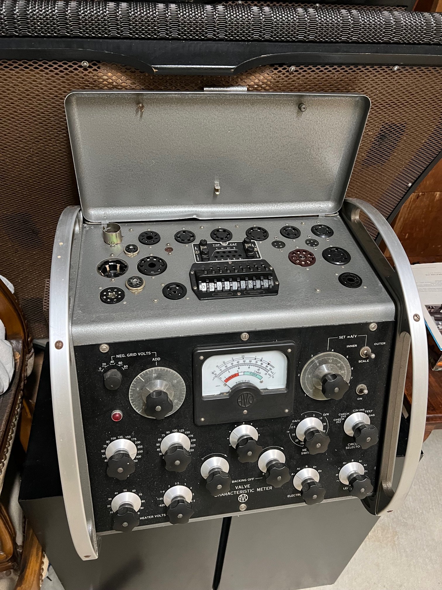 AVO MK3 Tube/Valve Tester - Valves / Tubes - StereoNET