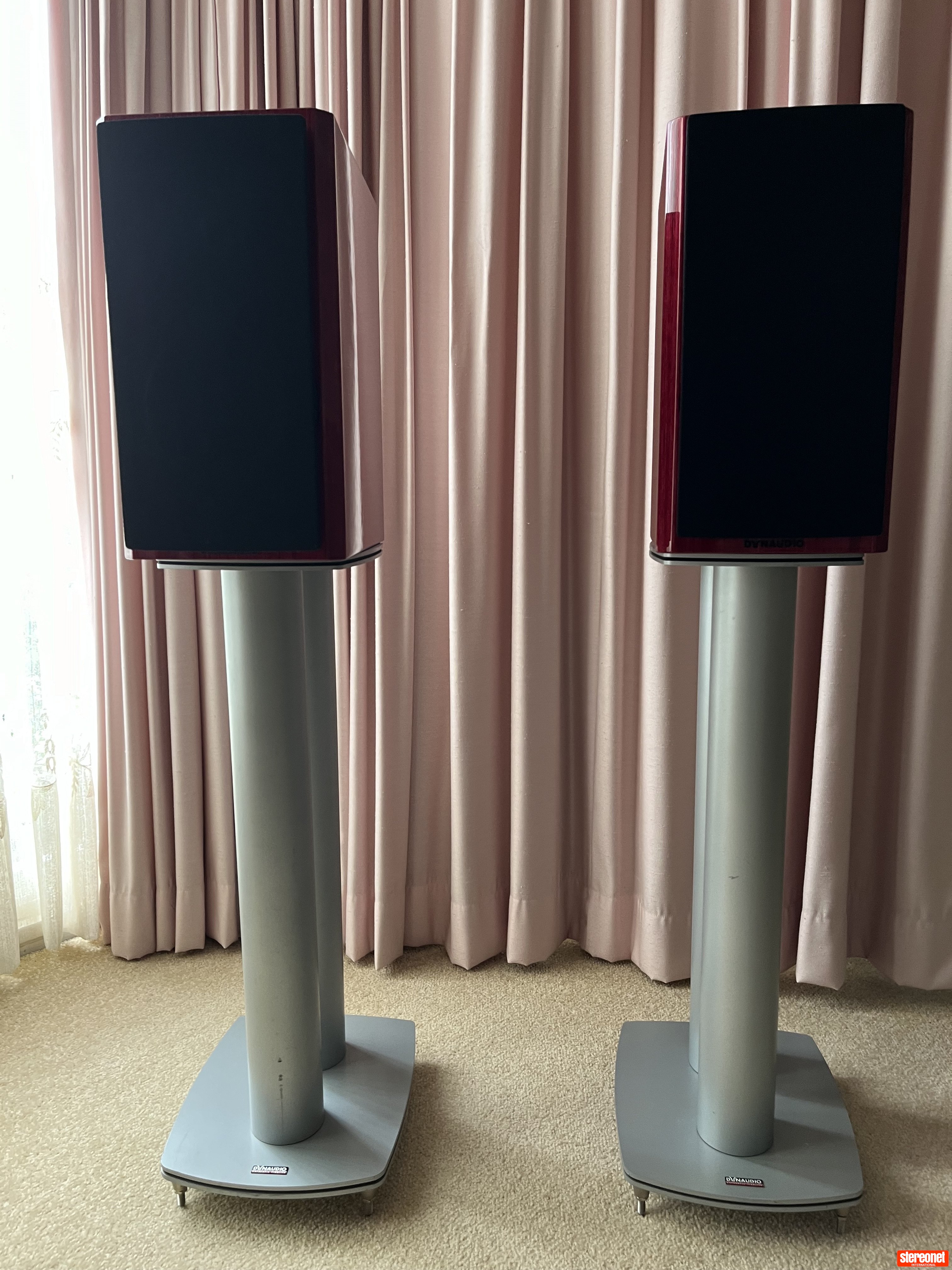 Dynaudio Special 40 with Dynaudio stand 4 Bookshelf Loudspeakers ...