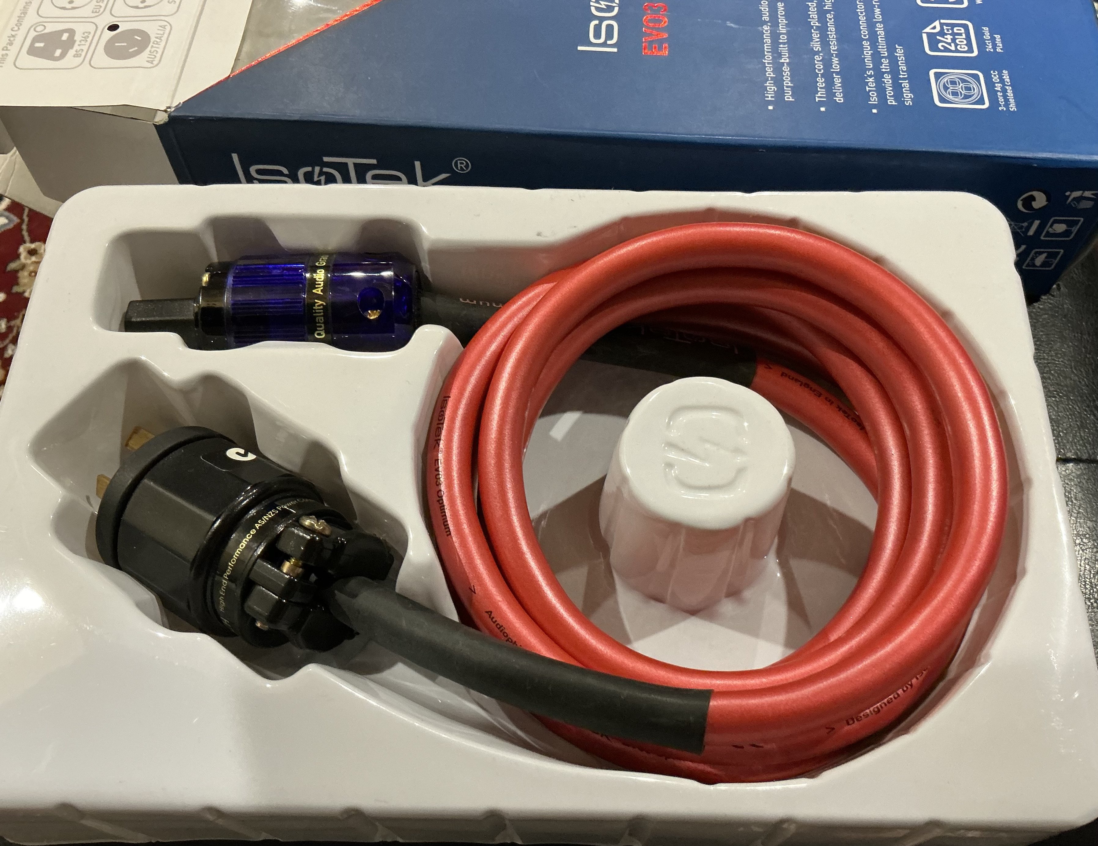 IsoTek Optimum Power Cable - Power Cables - StereoNET