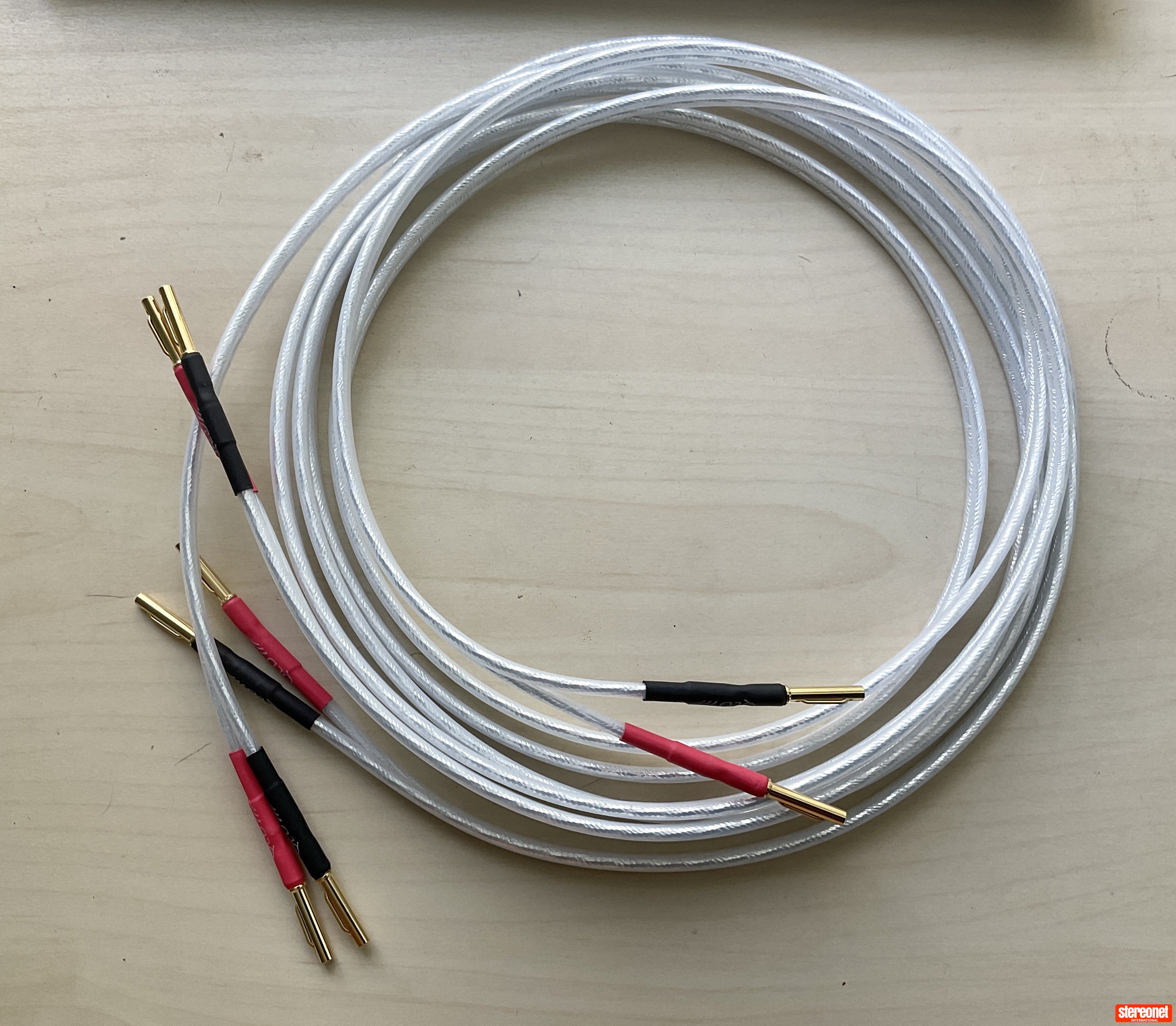 QED XT25 2M Speaker Cables - Speaker Cables - StereoNET