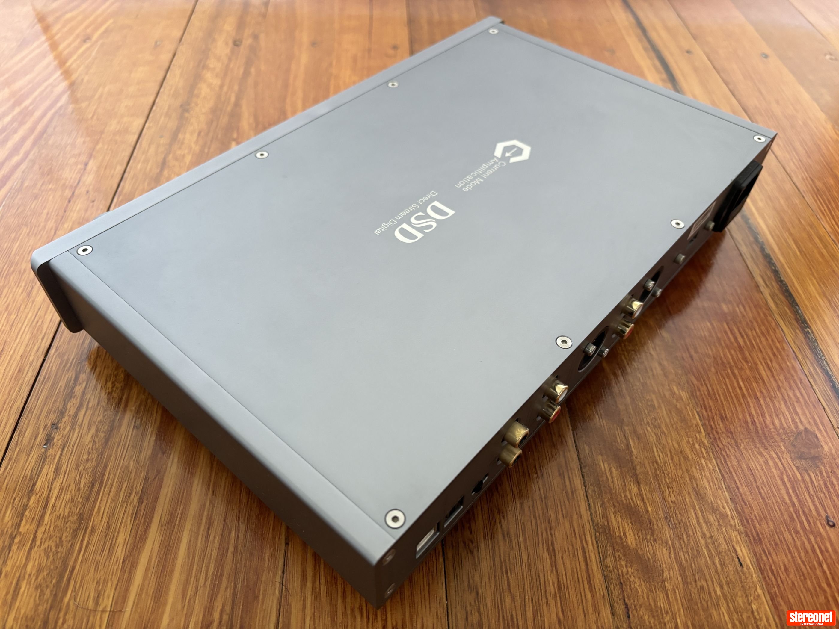 Questyle Audio CMA600i Headphone Amplifier |﻿ Headphone Amps & DACs