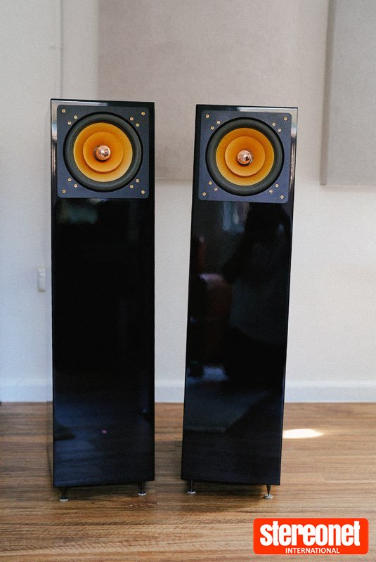 Cube Audio Nenuphar mini V1 Floorstanding Loudspeakers - Floorstanders ...