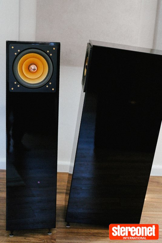 Cube Audio Nenuphar mini V1 Floorstanding Loudspeakers - Floorstanders ...