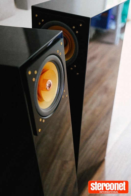 Cube Audio Nenuphar mini V1 Floorstanding Loudspeakers - Floorstanders ...