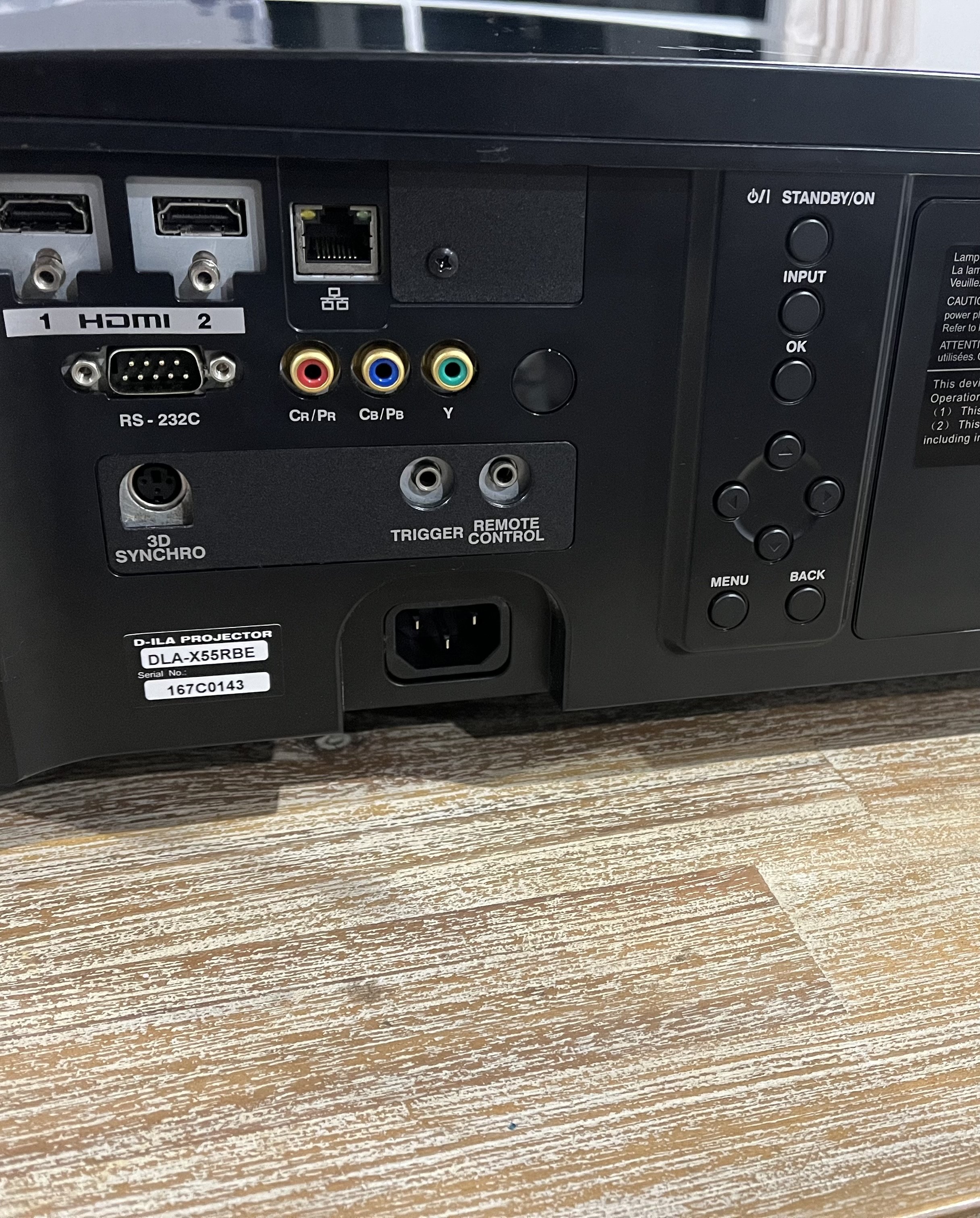 JVC X55 Projector - Projectors & Screens - StereoNET