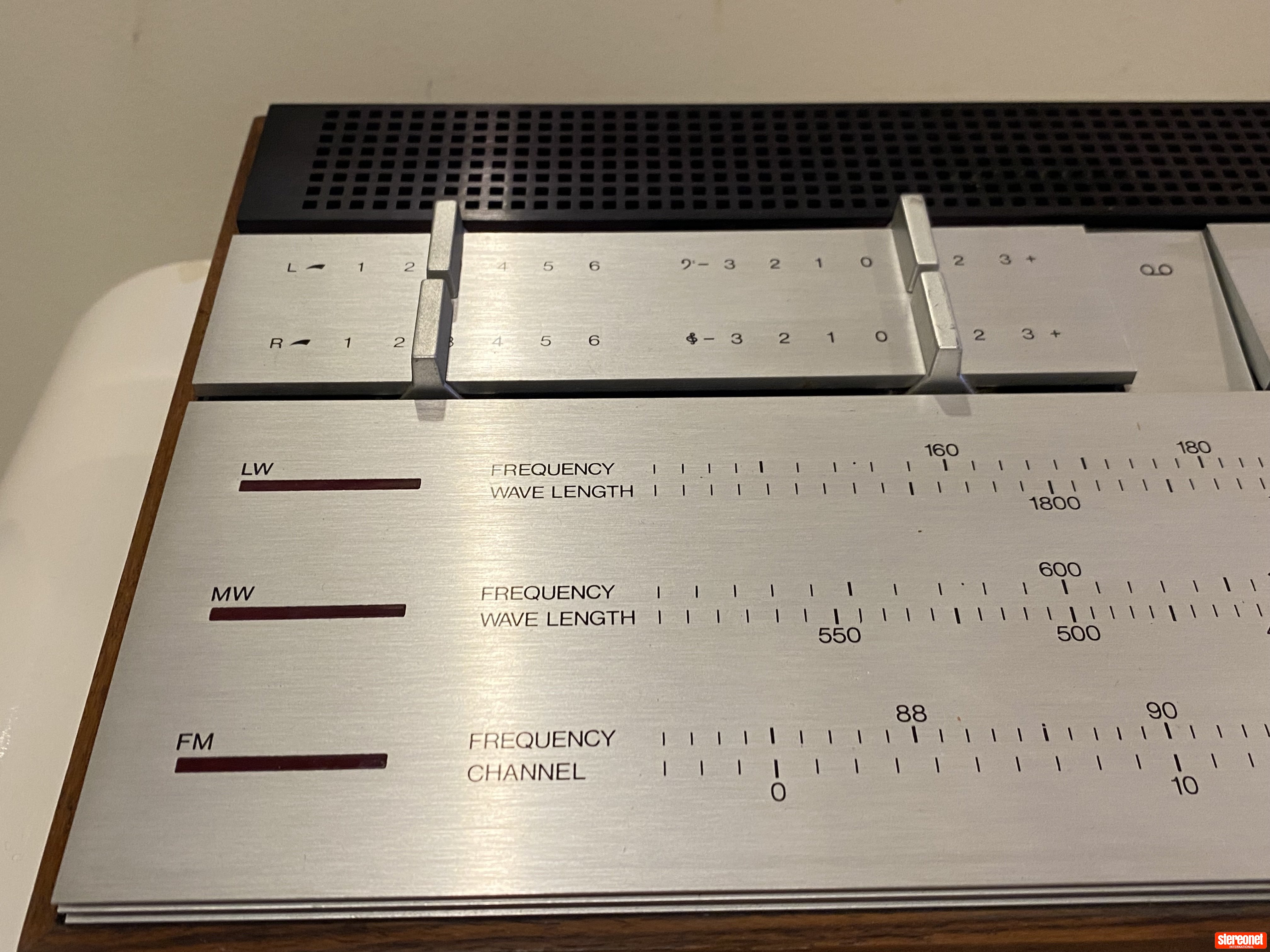 Bang & Olufsen Beomaster 1200 Integrated Amplifier - Integrated ...