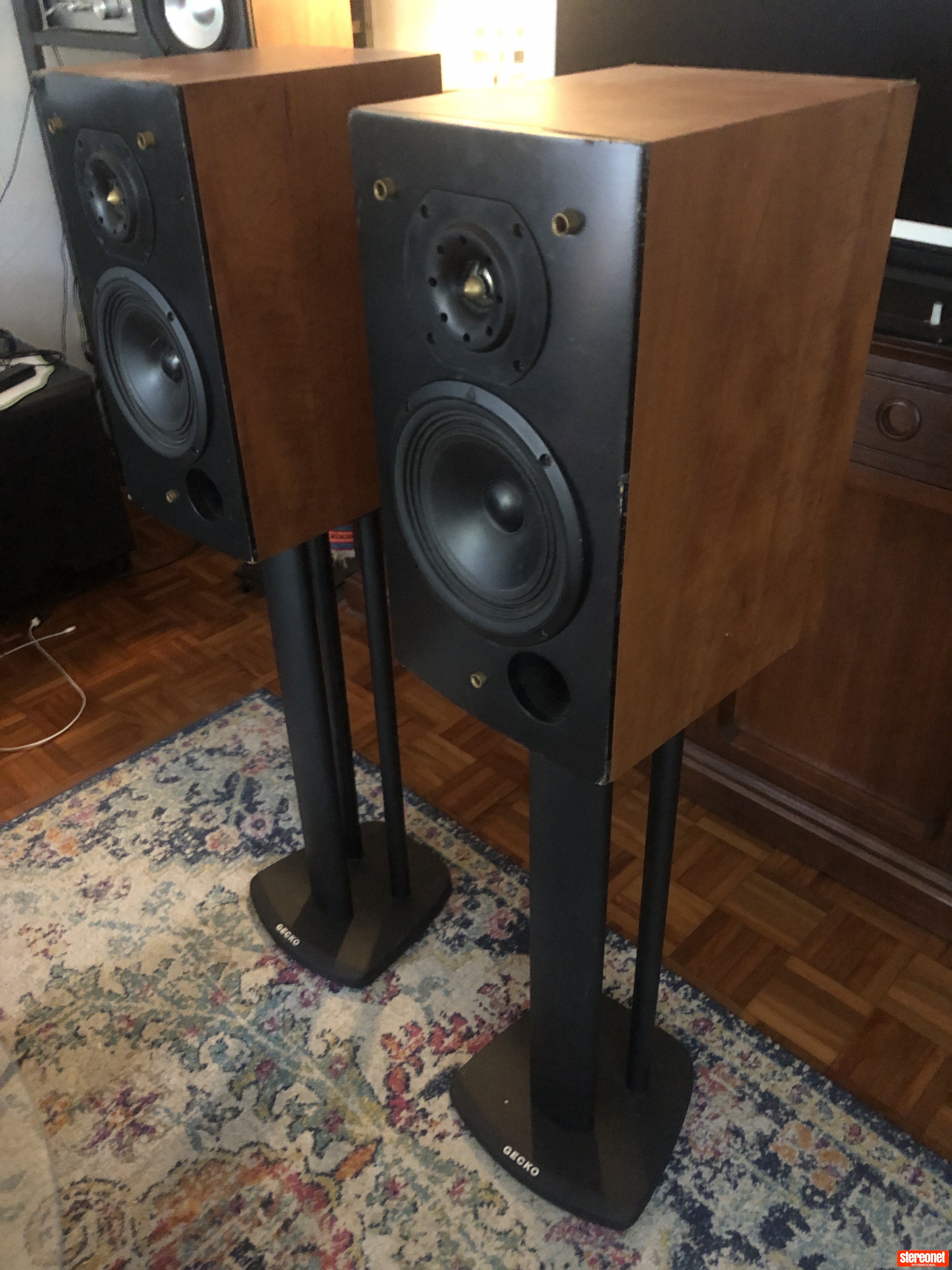 Triangle Electroacoustique Comete 202 Standmount Loudspeakers ...