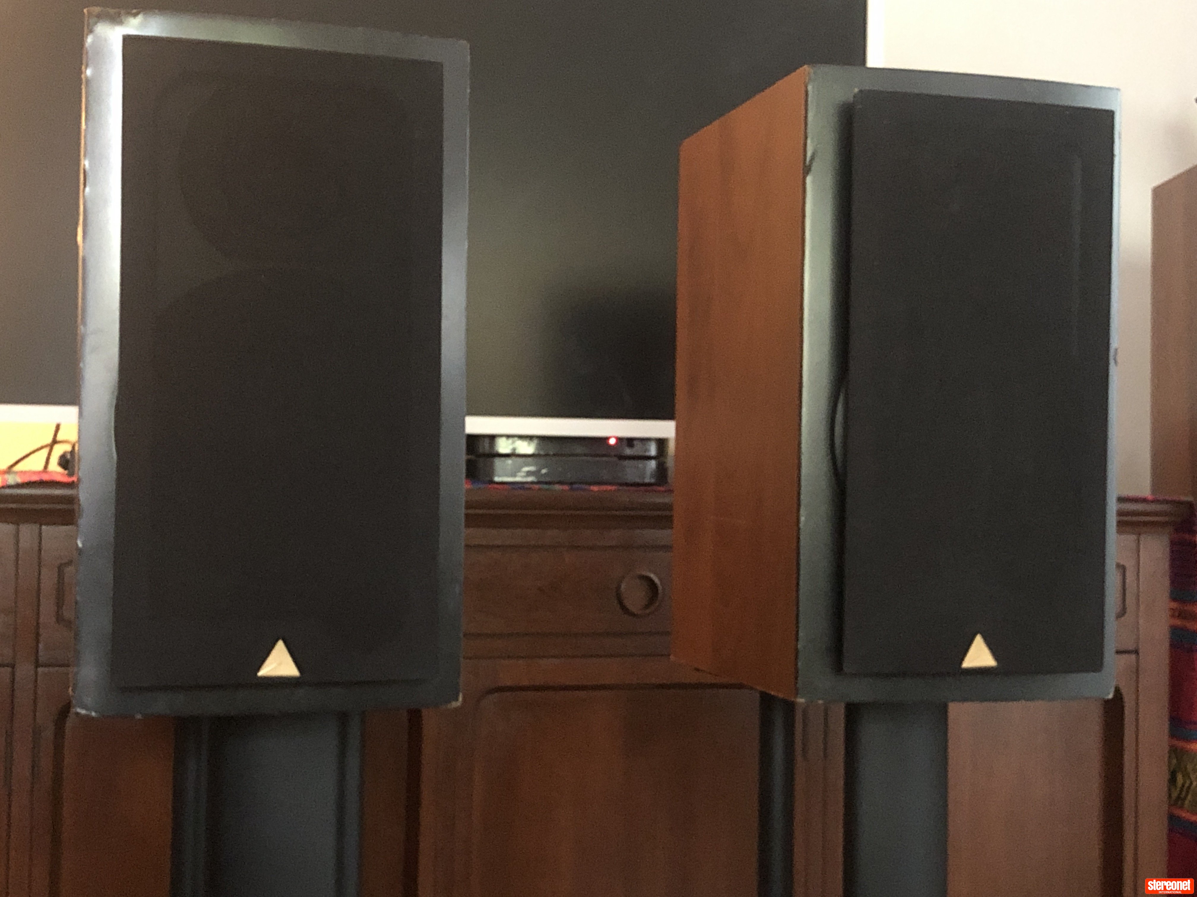 Triangle Electroacoustique Comete 202 Standmount Loudspeakers ...
