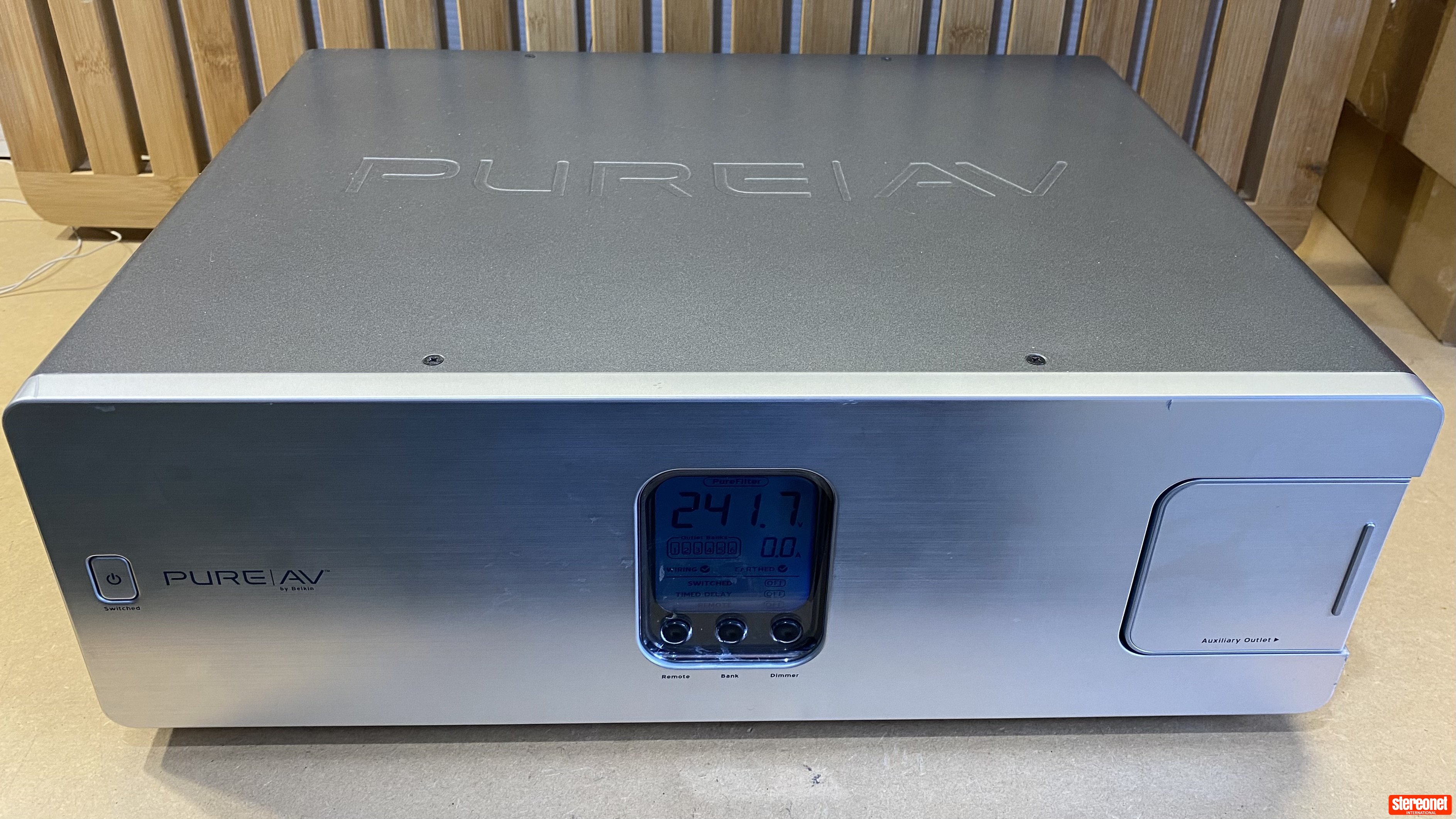 Belkin PureAV Power Console PF60 Power Filter - Power Filtering ...