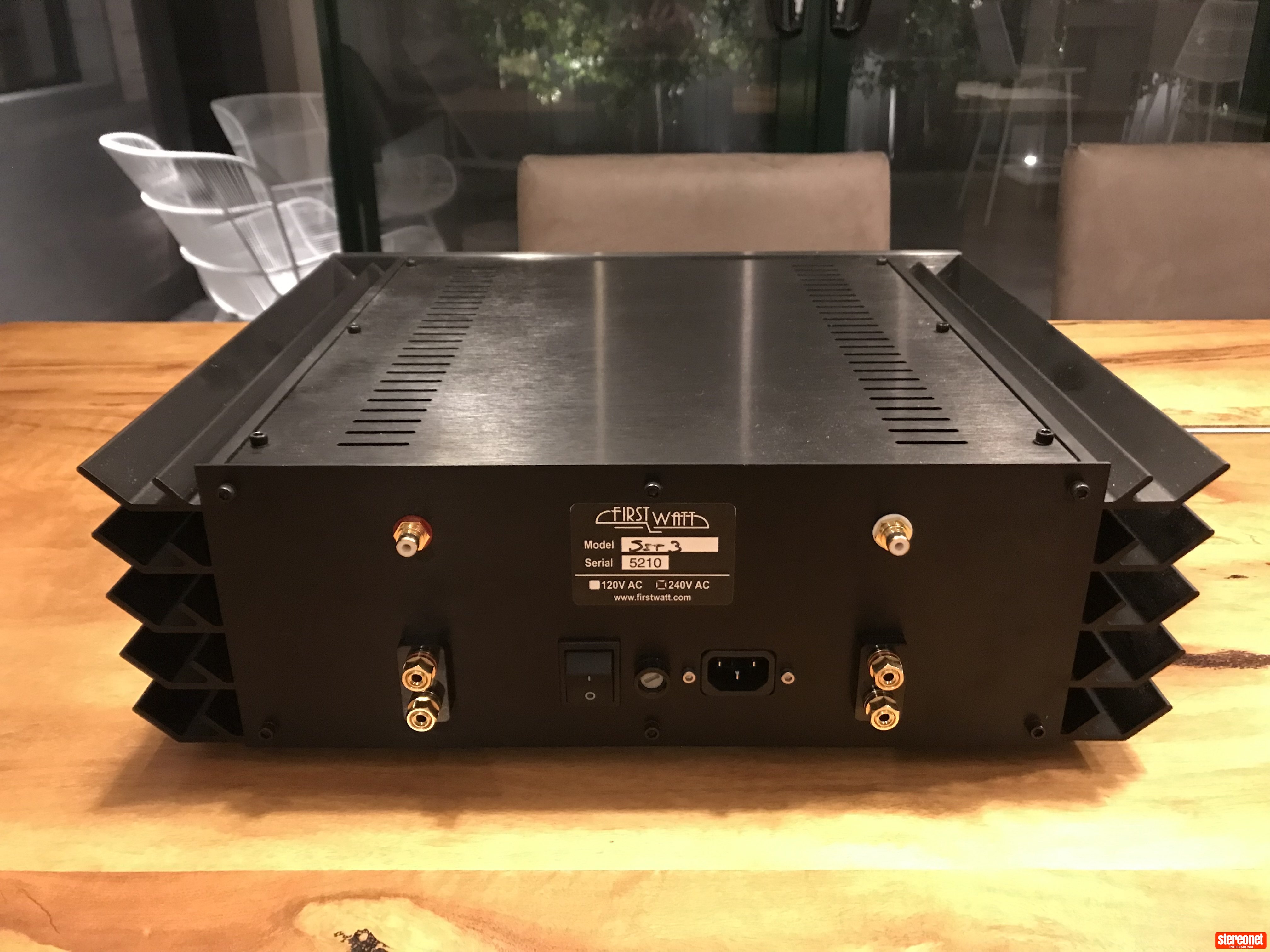 First Watt SIT-3 Power Amplifier - Power Amplifiers - StereoNET
