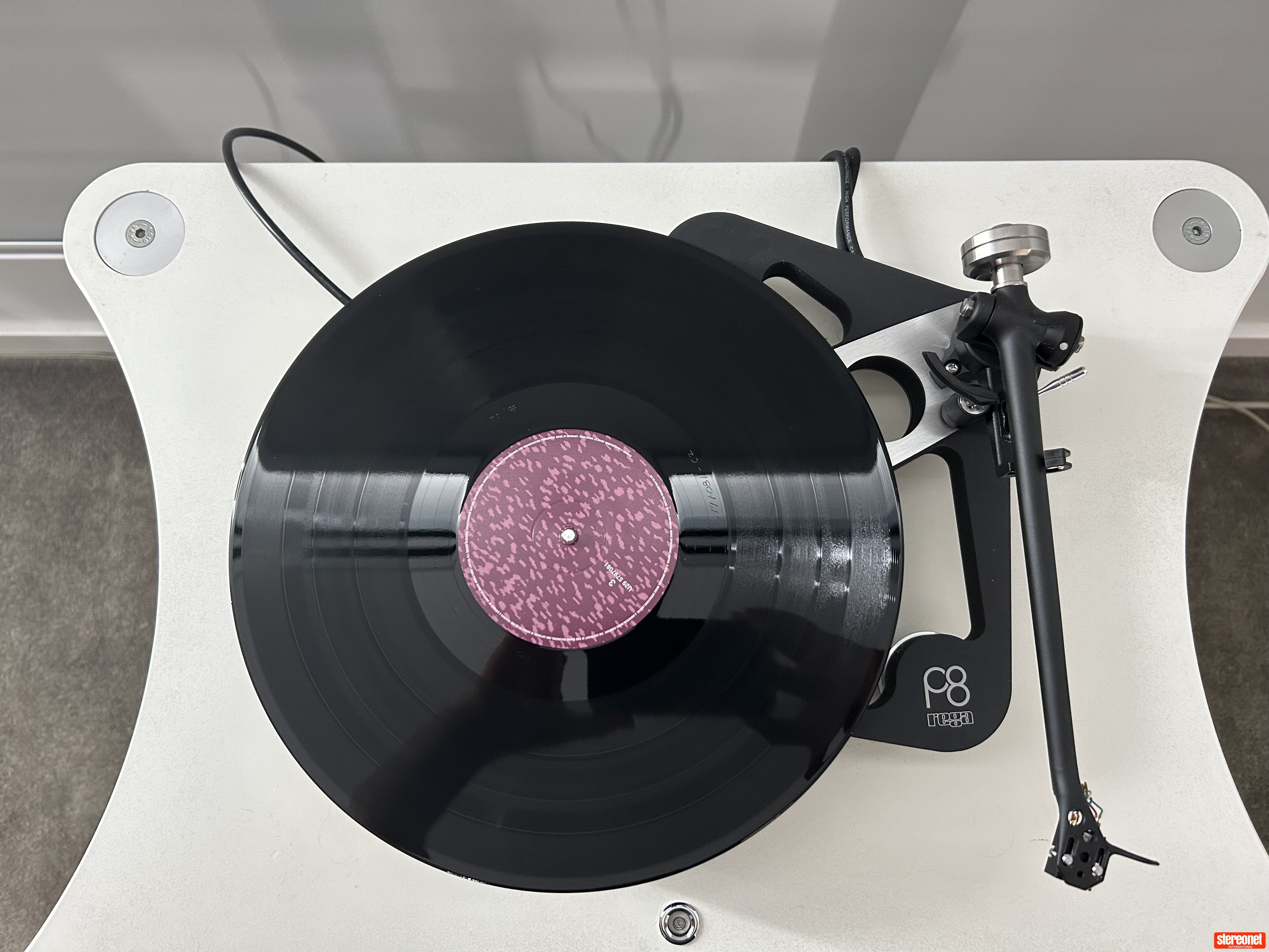 Rega Planar 8 Turntable - Turntables & Record Players - StereoNET