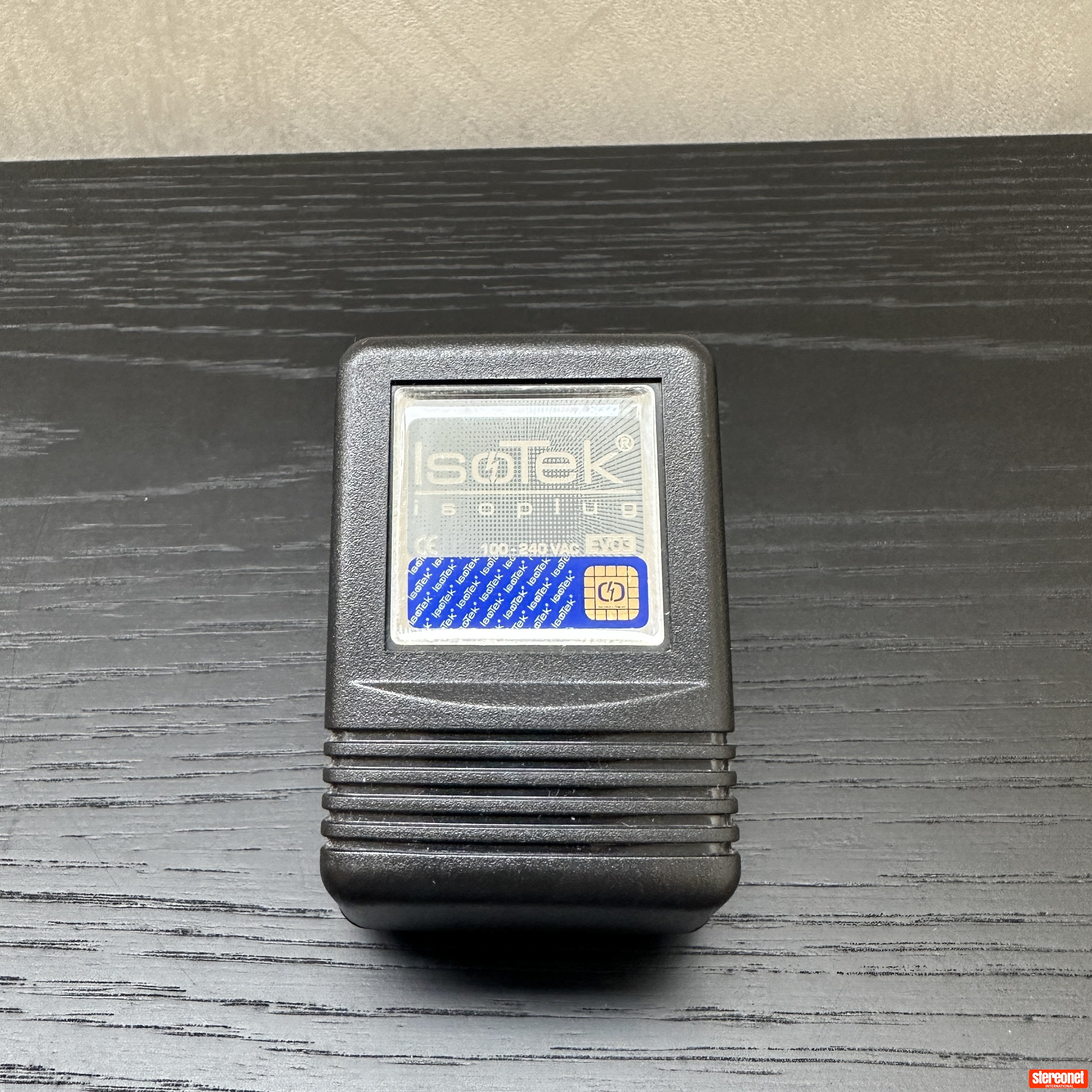 IsoTek IsoPlug EVO3 Mains Noise Remover |﻿ Power Filtering / Conditioning