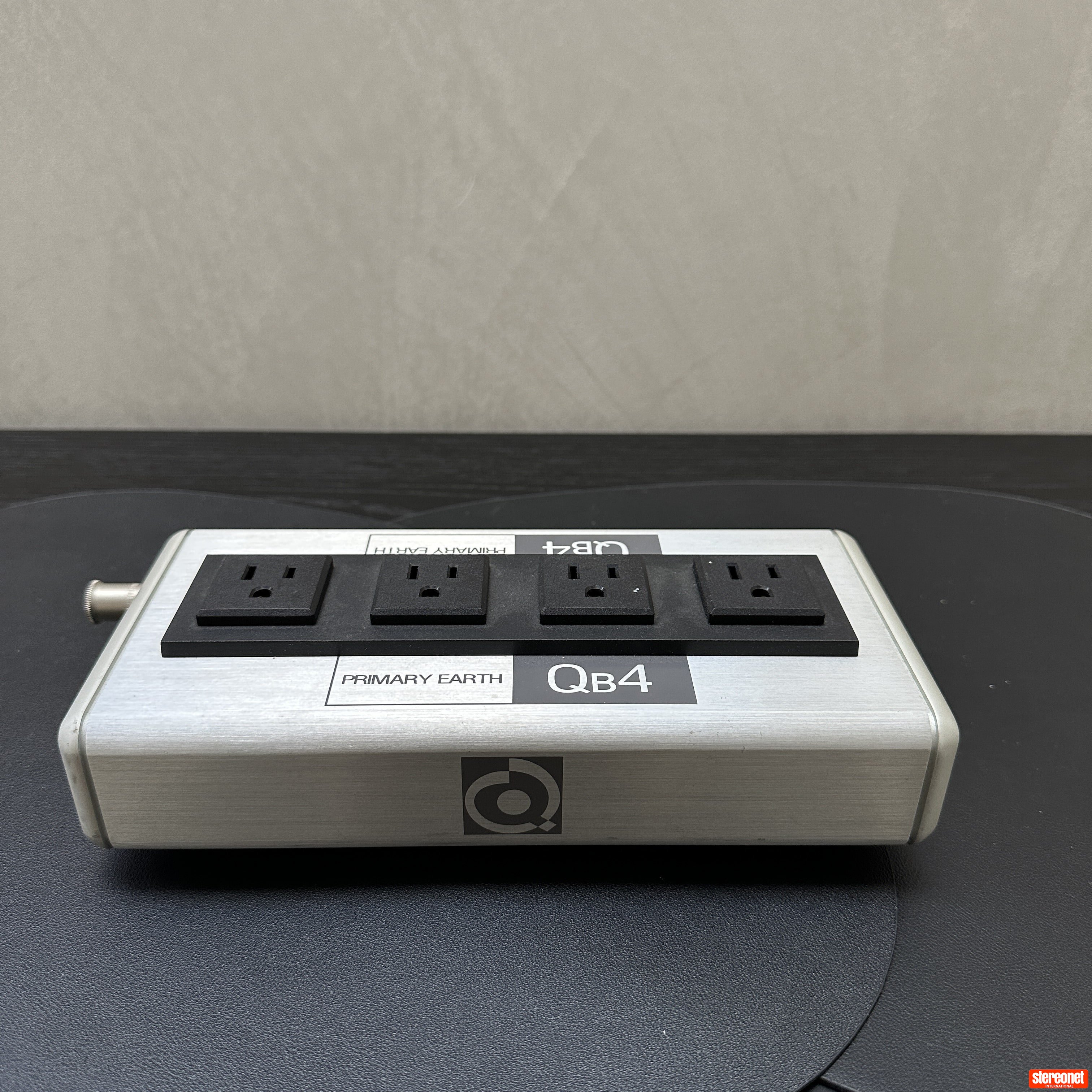 Nordost QBase QRT QB4 AC Distribution |﻿ Power Filtering / Conditioning