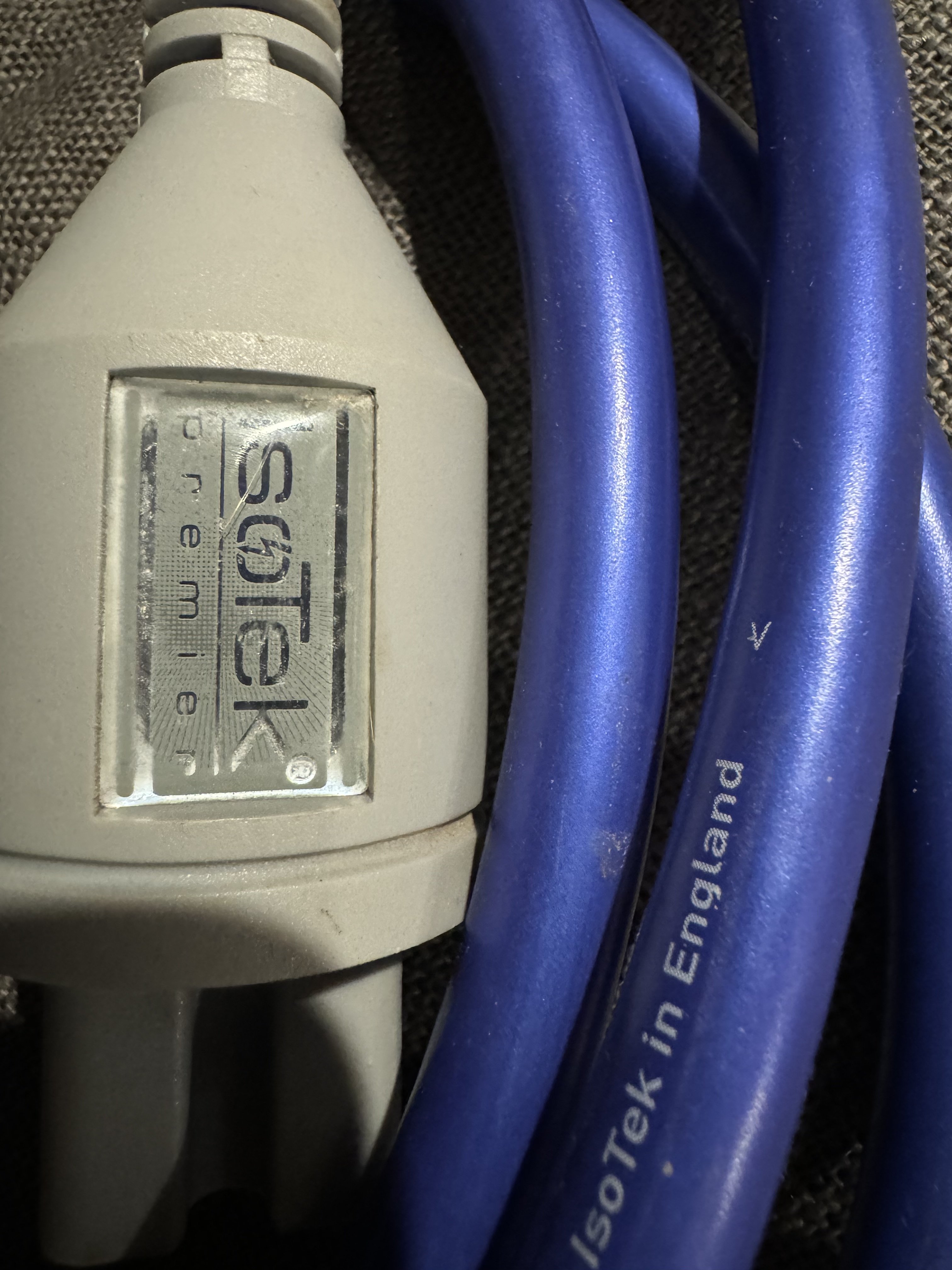 IsoTek Premier Evo3 (3 of 3) Power Cable - Power Cables - StereoNET