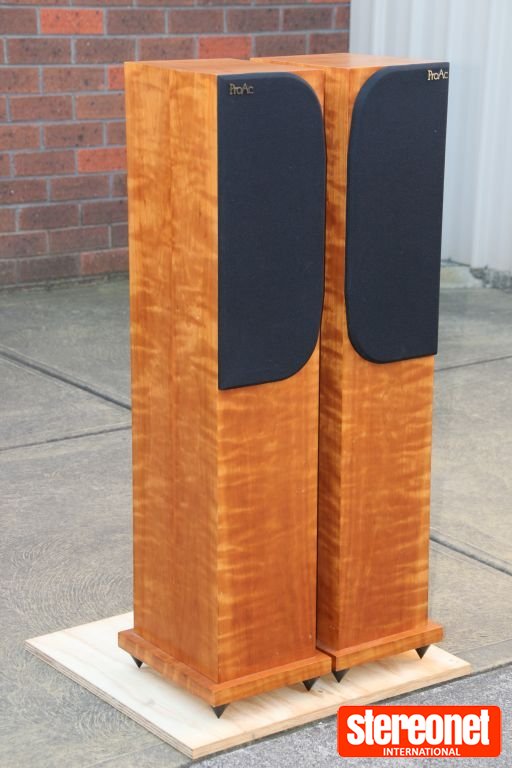 Proac D15 Floorstanding Loudspeakers - Floorstanders & Large Monitors ...