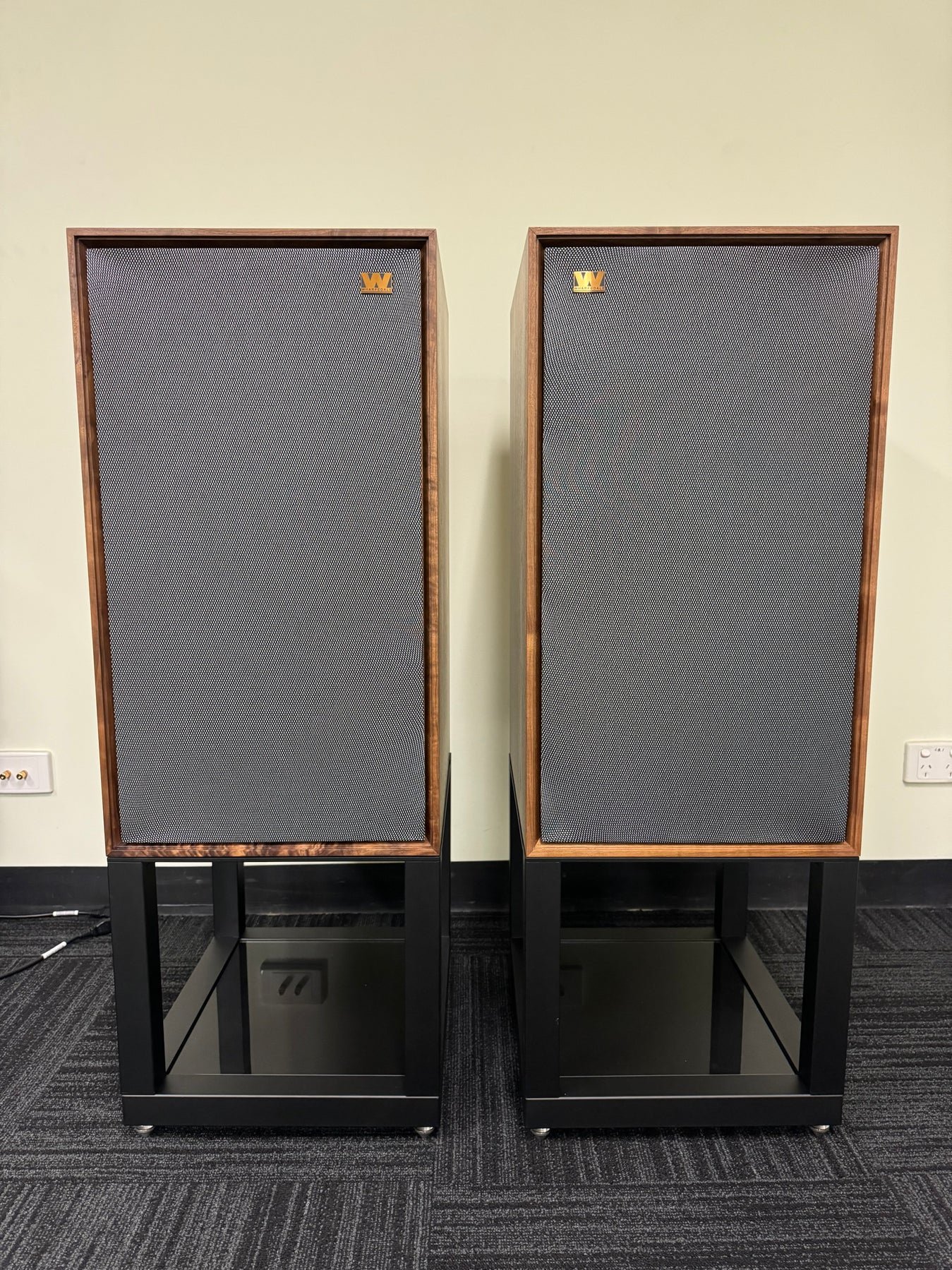 Wharfedale Dovedale Standmount Loudspeakers - Bookshelf & Small ...