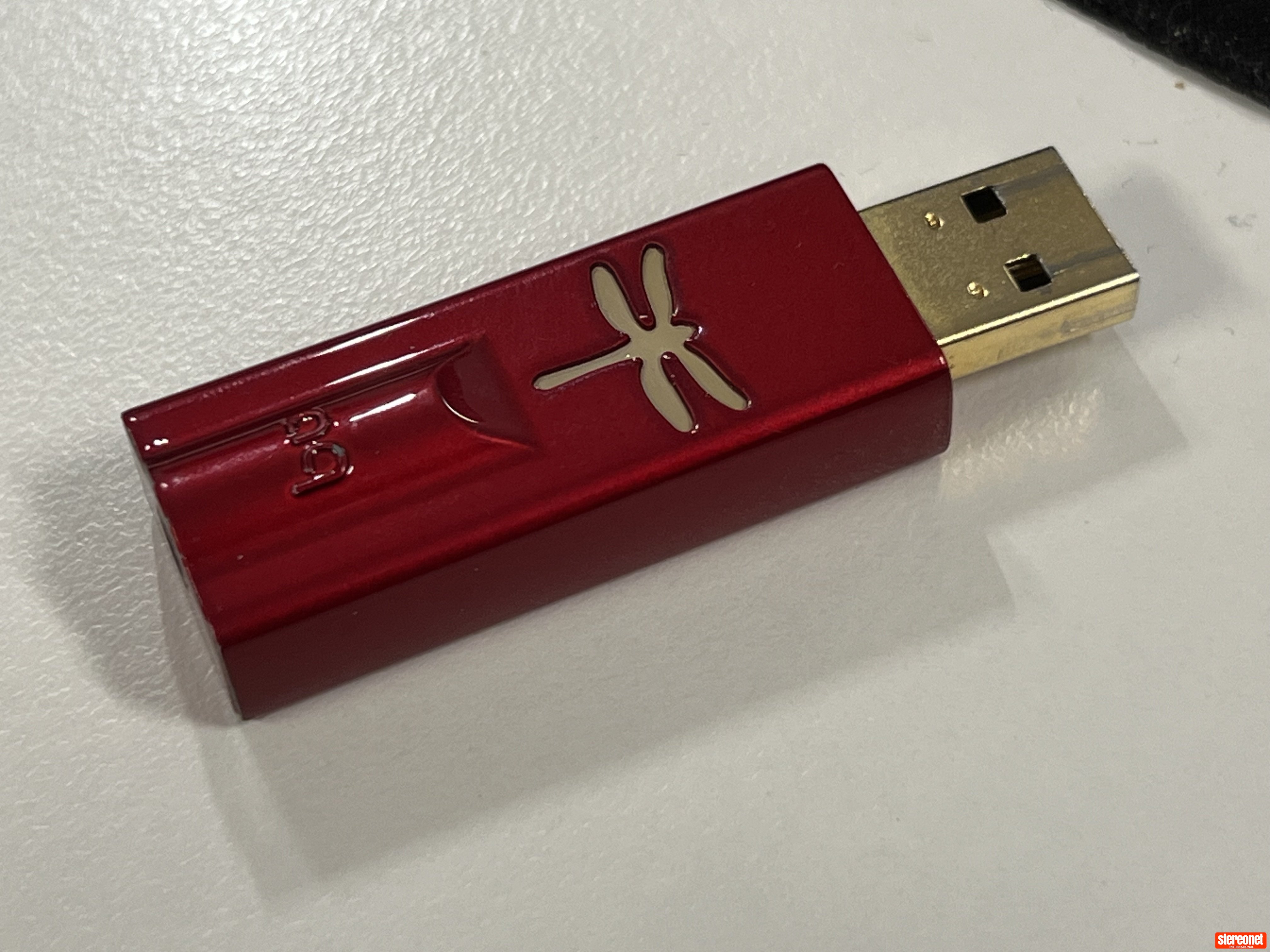 AudioQuest Dragonfly Red Headphone Amplifier - Headphone Amps & DACs ...