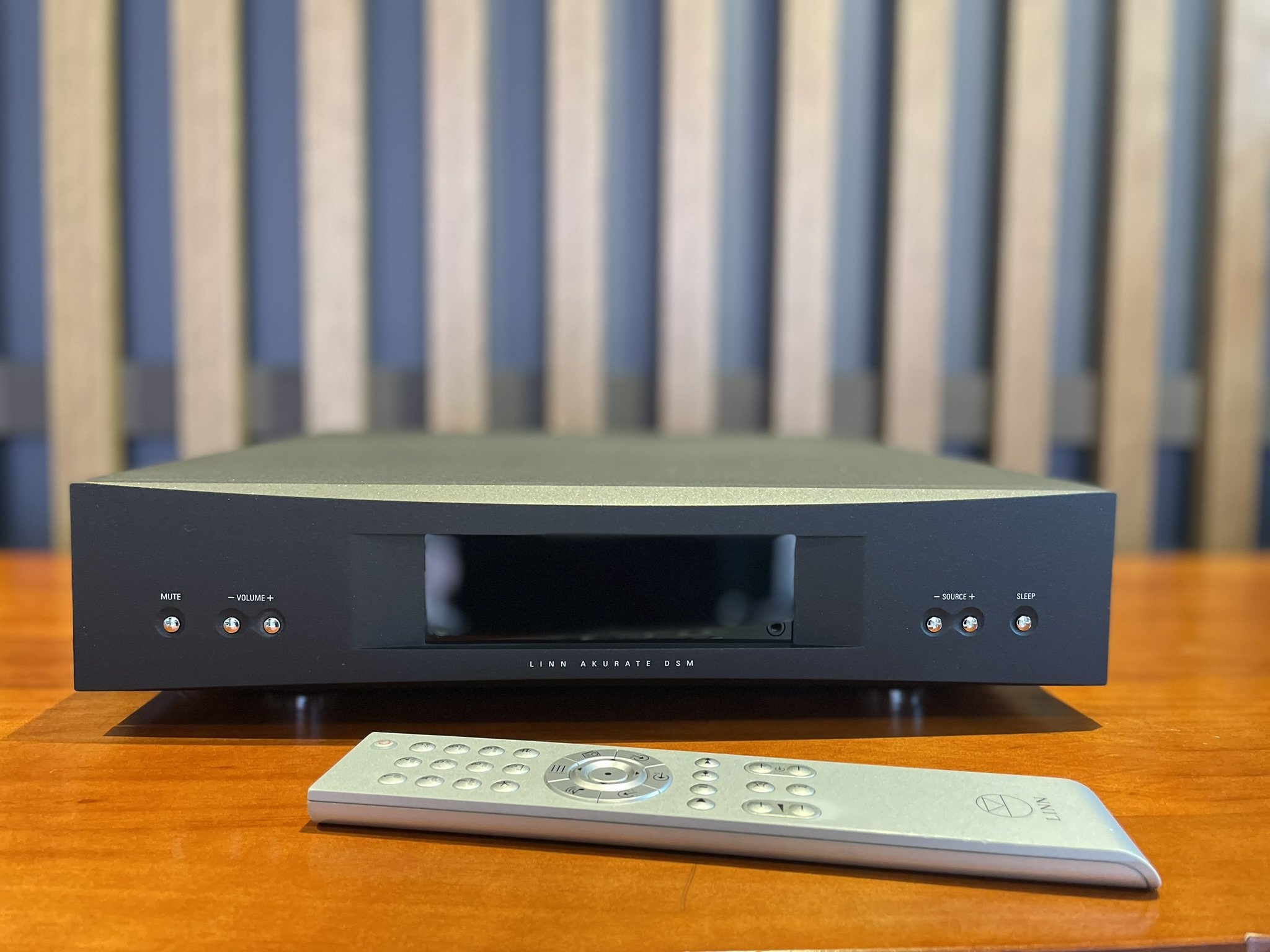 Linn Akurate DSM Streaming Pre-amplifier - Pre Amplifiers - StereoNET