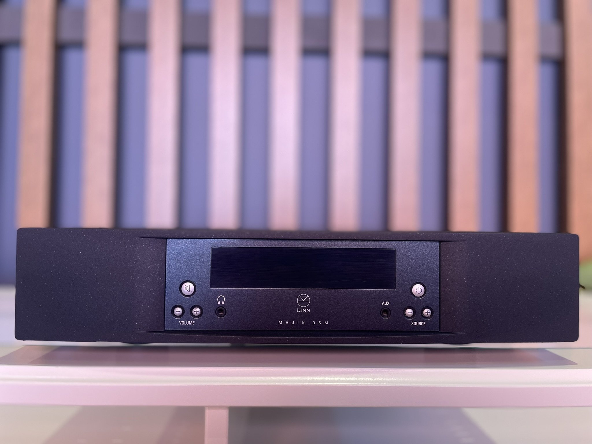 Linn Majik DSM/3 Streaming Pre-amplifier - Pre Amplifiers - StereoNET