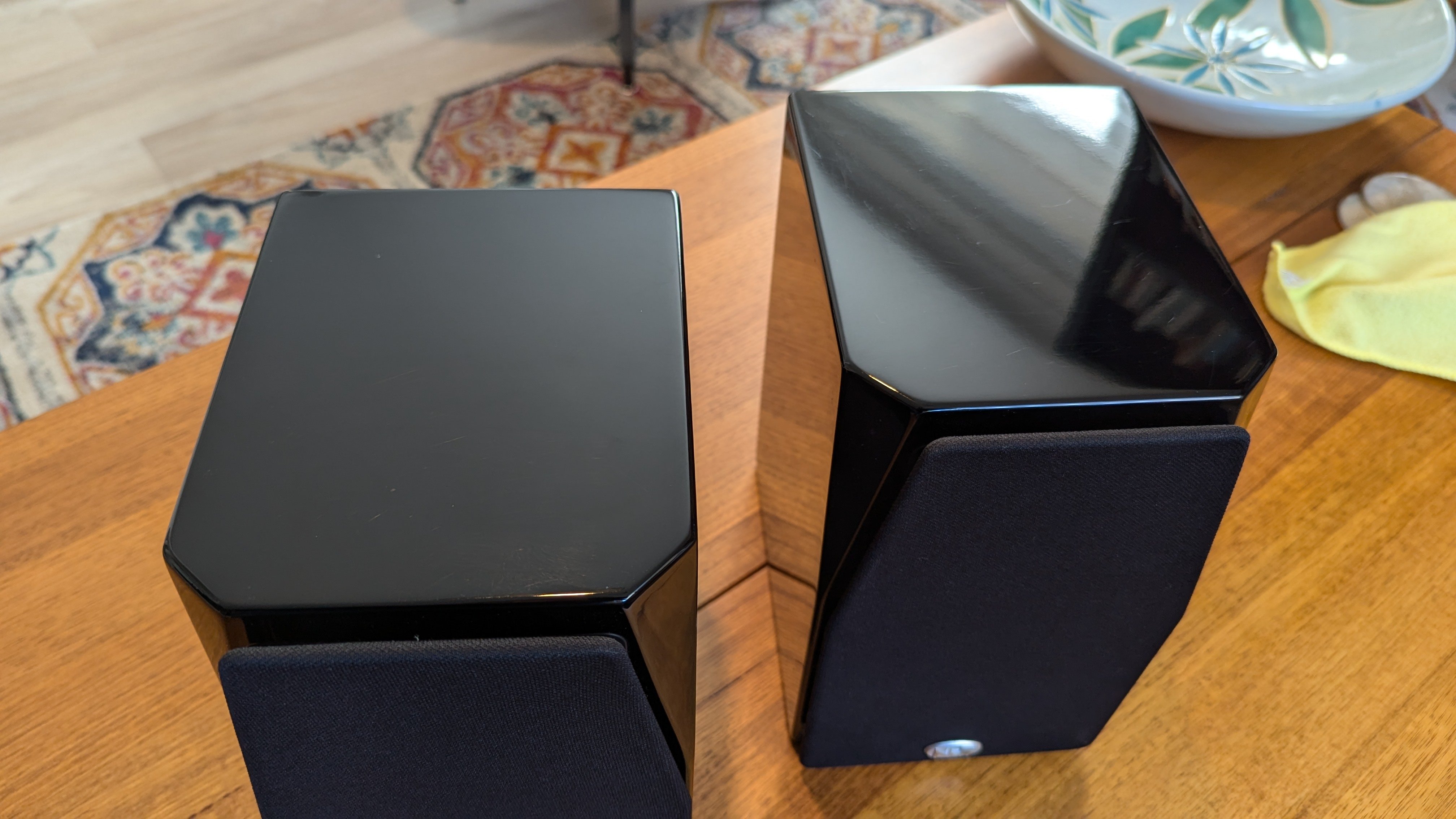 NHT C-1 Bookshelf Loudspeakers - Bookshelf & Small Monitors - StereoNET