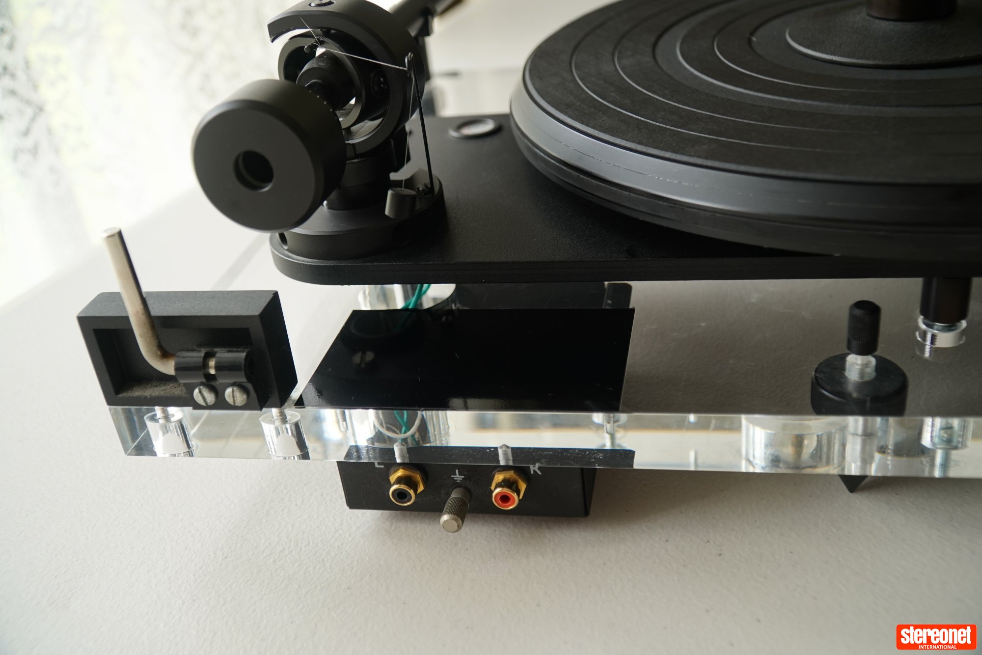 Pro-Ject 6.9 Perspective Turntable |﻿ Turntables & Record Players