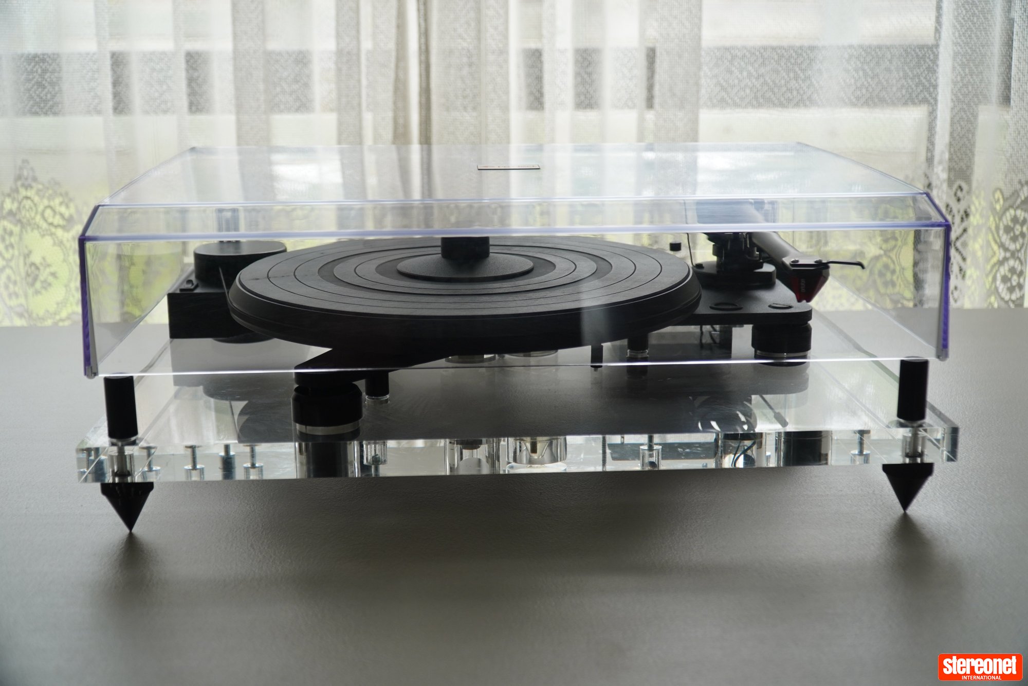 Pro-Ject 6.9 Perspective Turntable |﻿ Turntables & Record Players