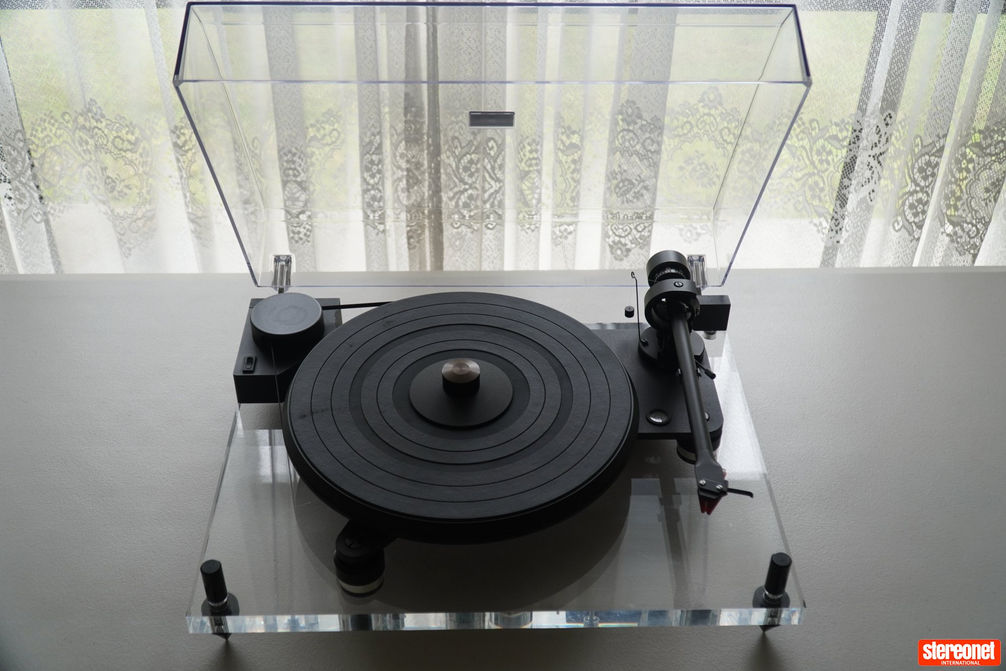 Pro-Ject 6.9 Perspective Turntable - Turntables & Record Players ...