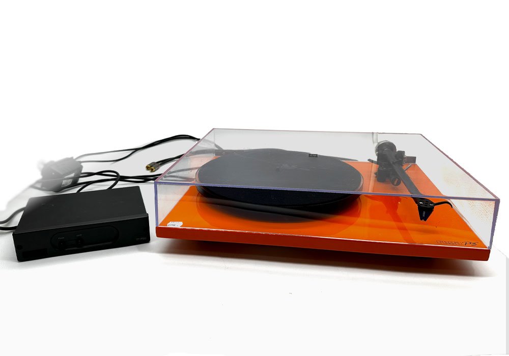 Rega P3-24 Turntable - Turntables & Record Players - StereoNET