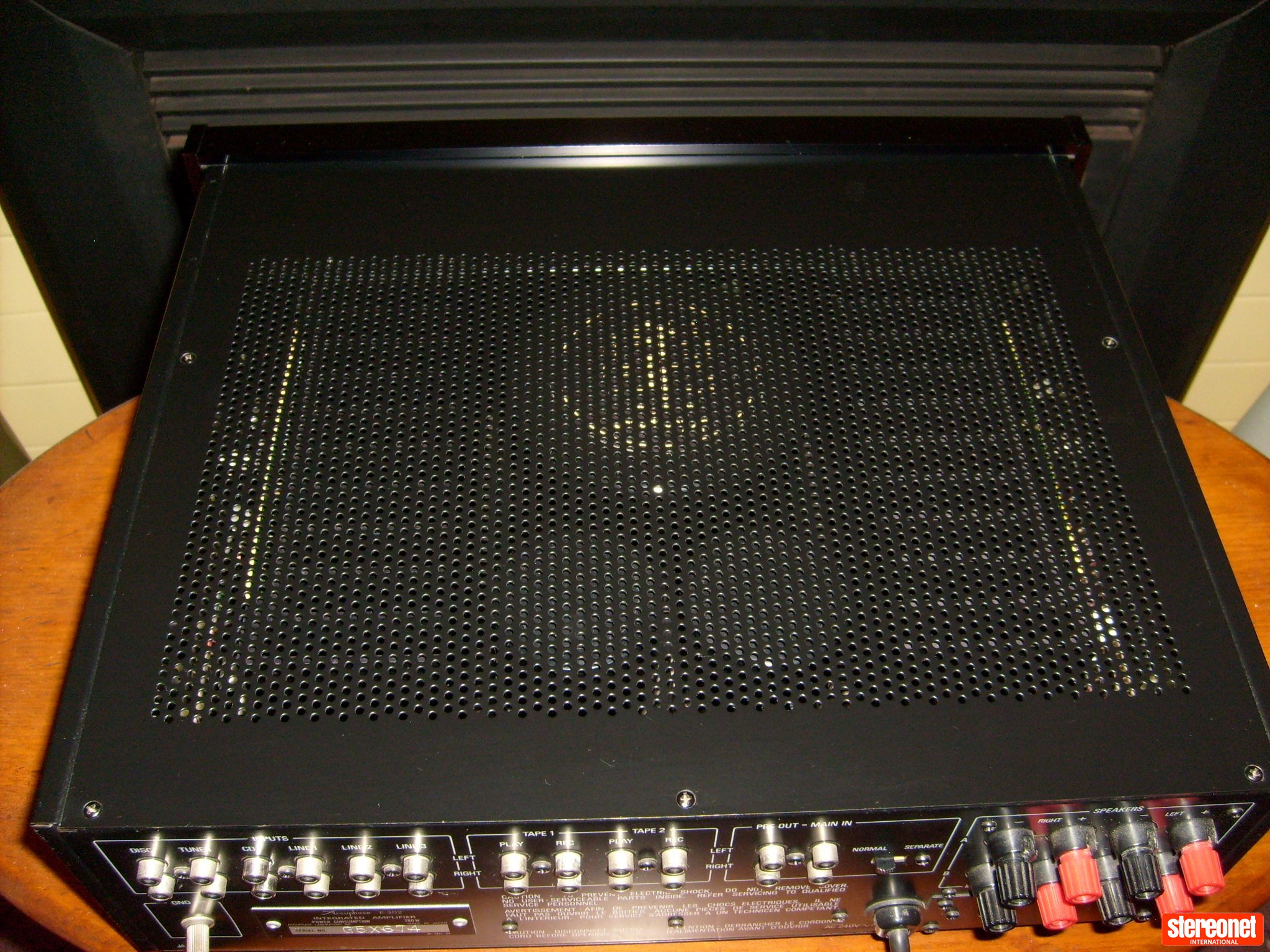 Accuphase e-302b Integrated Amplifier - Integrated Amplifiers - StereoNET