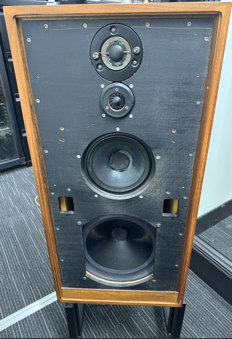 Spendor BC 3 Standmount Loudspeakers - Bookshelf & Small Monitors ...