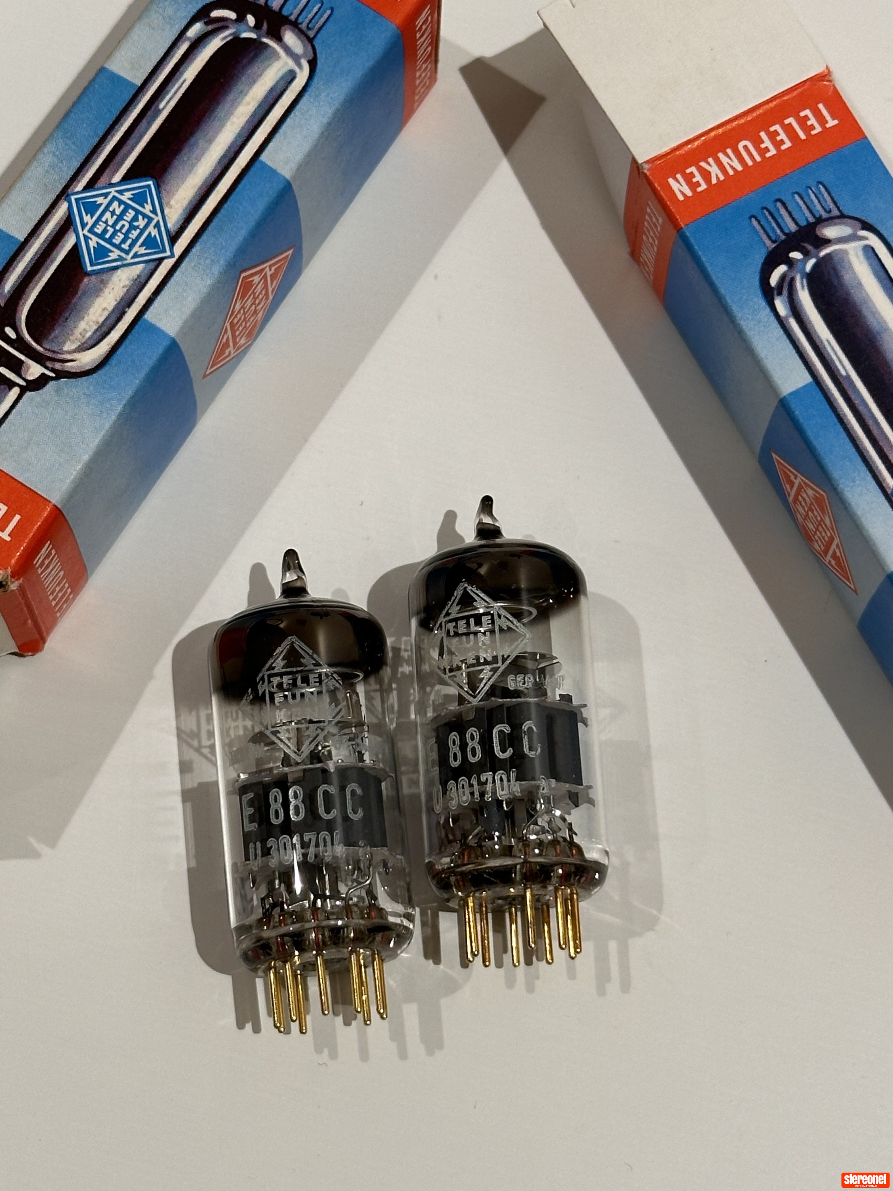 Telefunken E88CC Valves/Tubes - Valves / Tubes - StereoNET