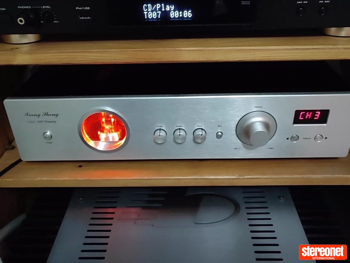 XiangSheng 728A III Tube Pre Amplifier - Pre Amplifiers - StereoNET